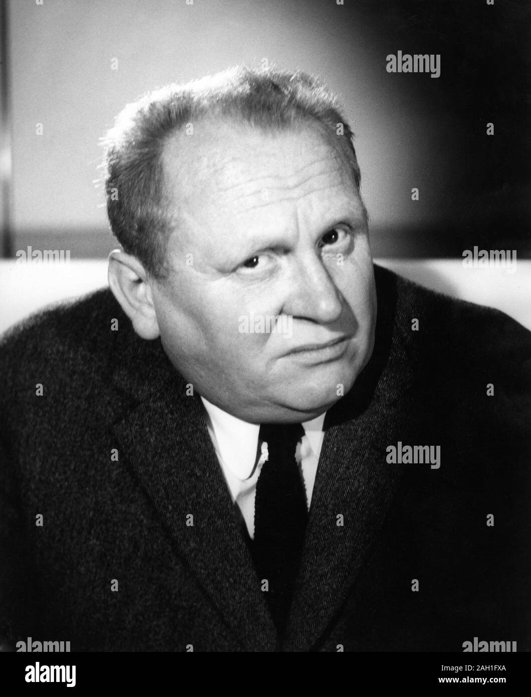 Gert Frobe Portrait Stockfotos und -bilder Kaufen - Alamy