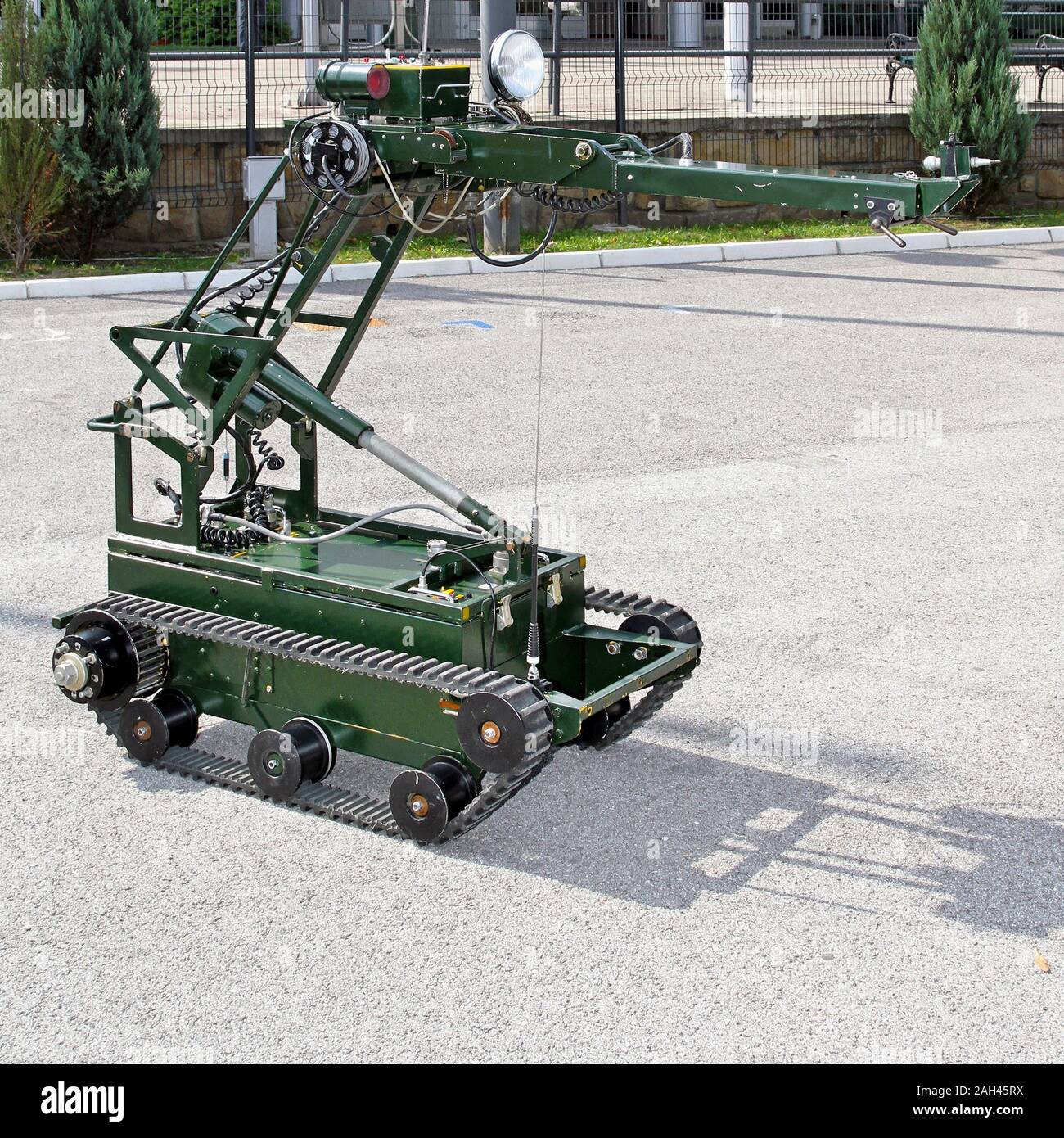 Bomb squad robot -Fotos und -Bildmaterial in hoher Auflösung – Alamy