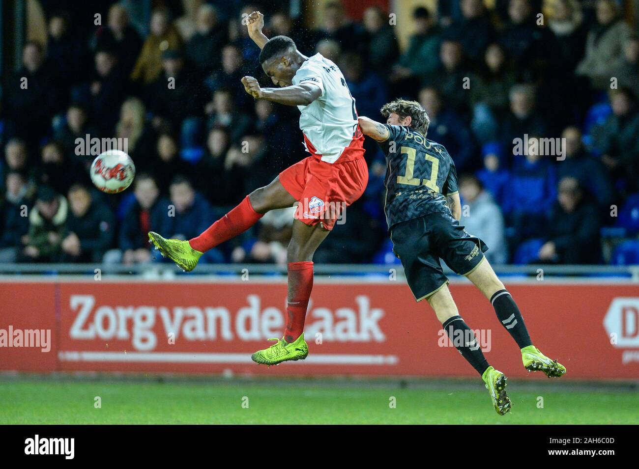 20-12-2019: Fußball: Jong FC Utrecht v Go Ahead Eagles: Utrecht L-R ...