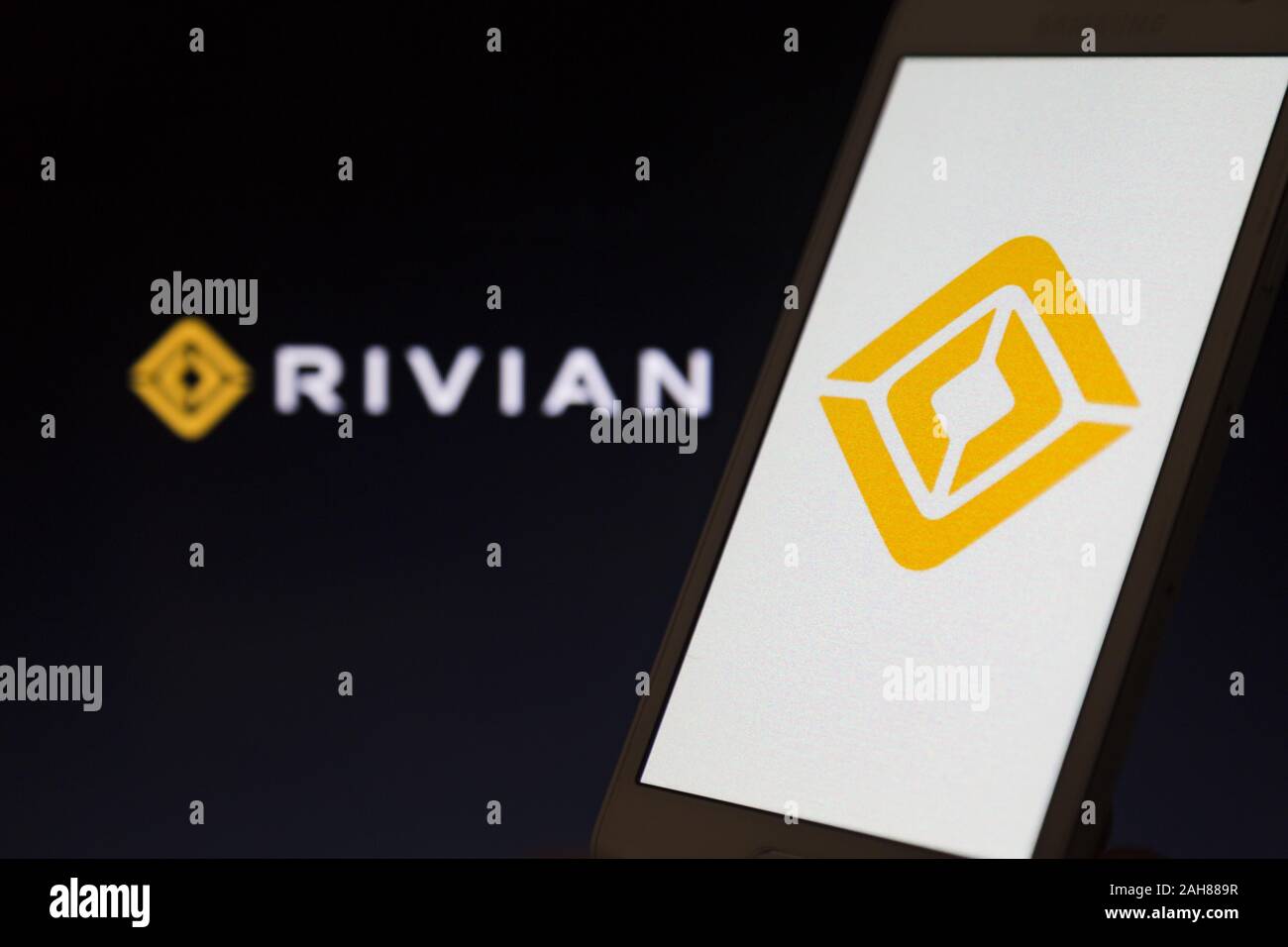 Rivian logo -Fotos und -Bildmaterial in hoher Auflösung – Alamy