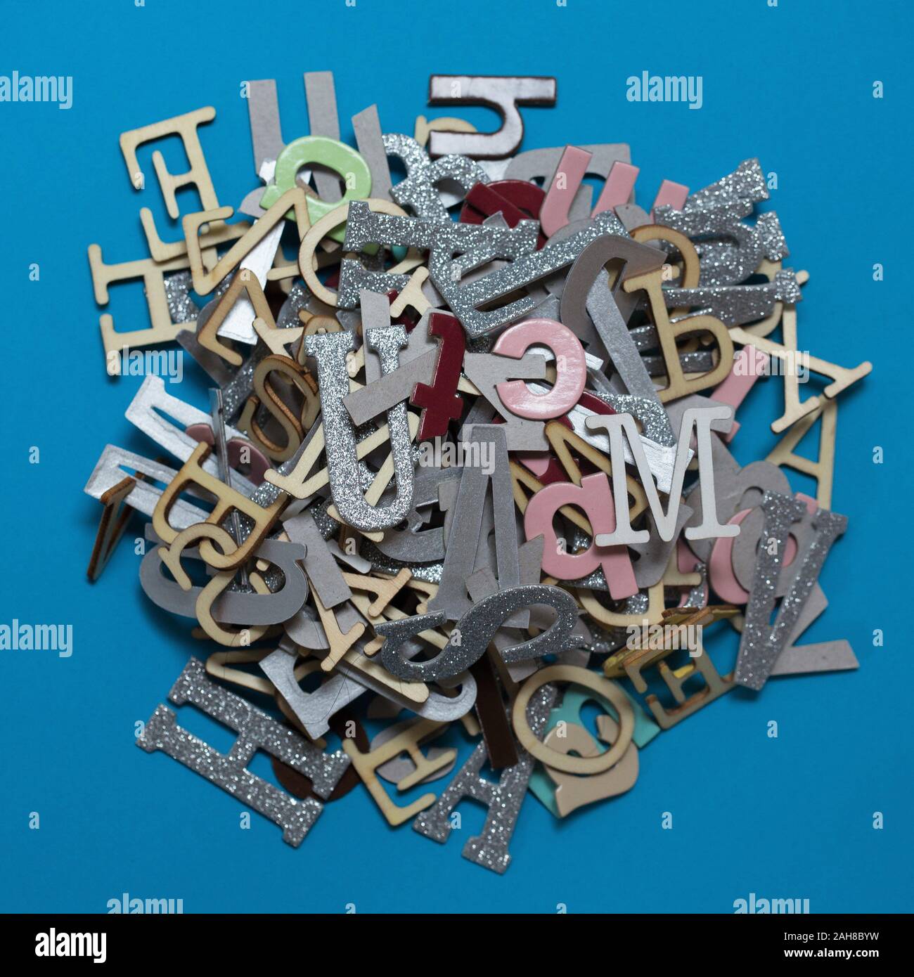 Ein Haufen von Buchstaben in verschiedenen Schriftarten Stockfotografie ...