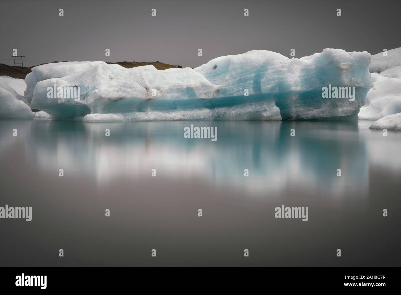 Eisberg unter wasser -Fotos und -Bildmaterial in hoher Auflösung – Alamy