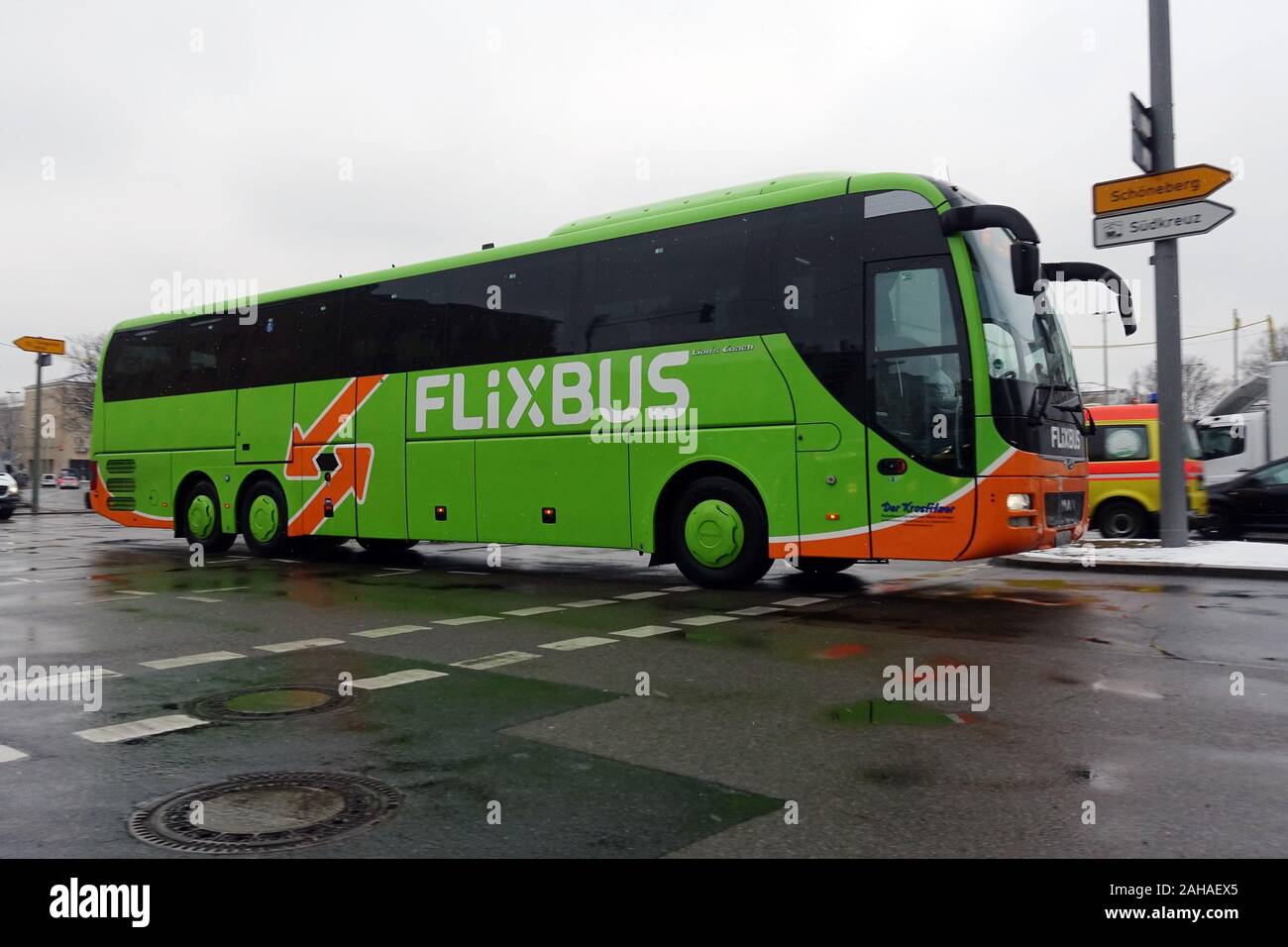 Flixbus berlin -Fotos und -Bildmaterial in hoher Auflösung – Alamy