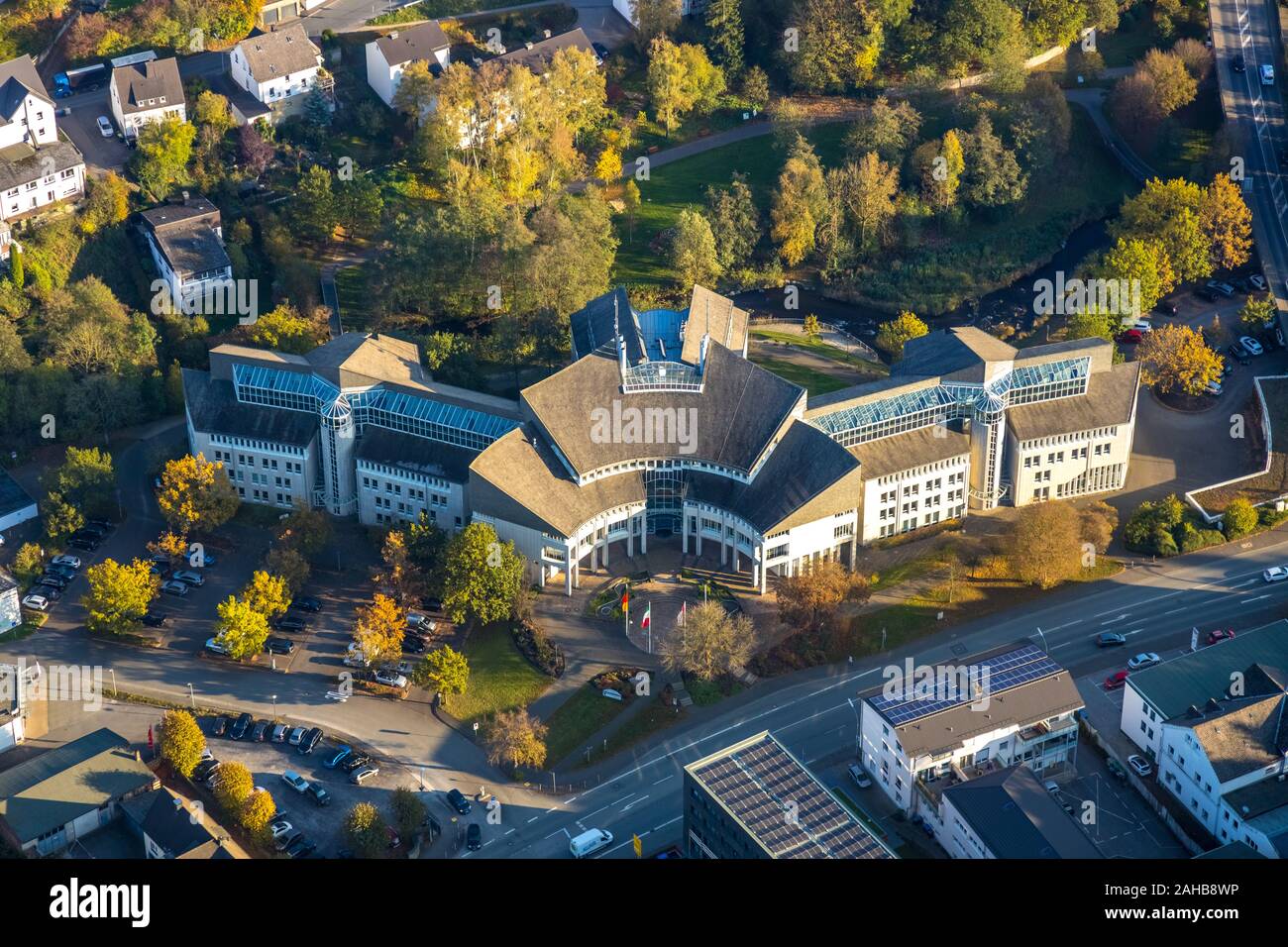 Luftaufnahme der Kreisverwaltung Hochsauerlandkreis, Steinstraße ...
