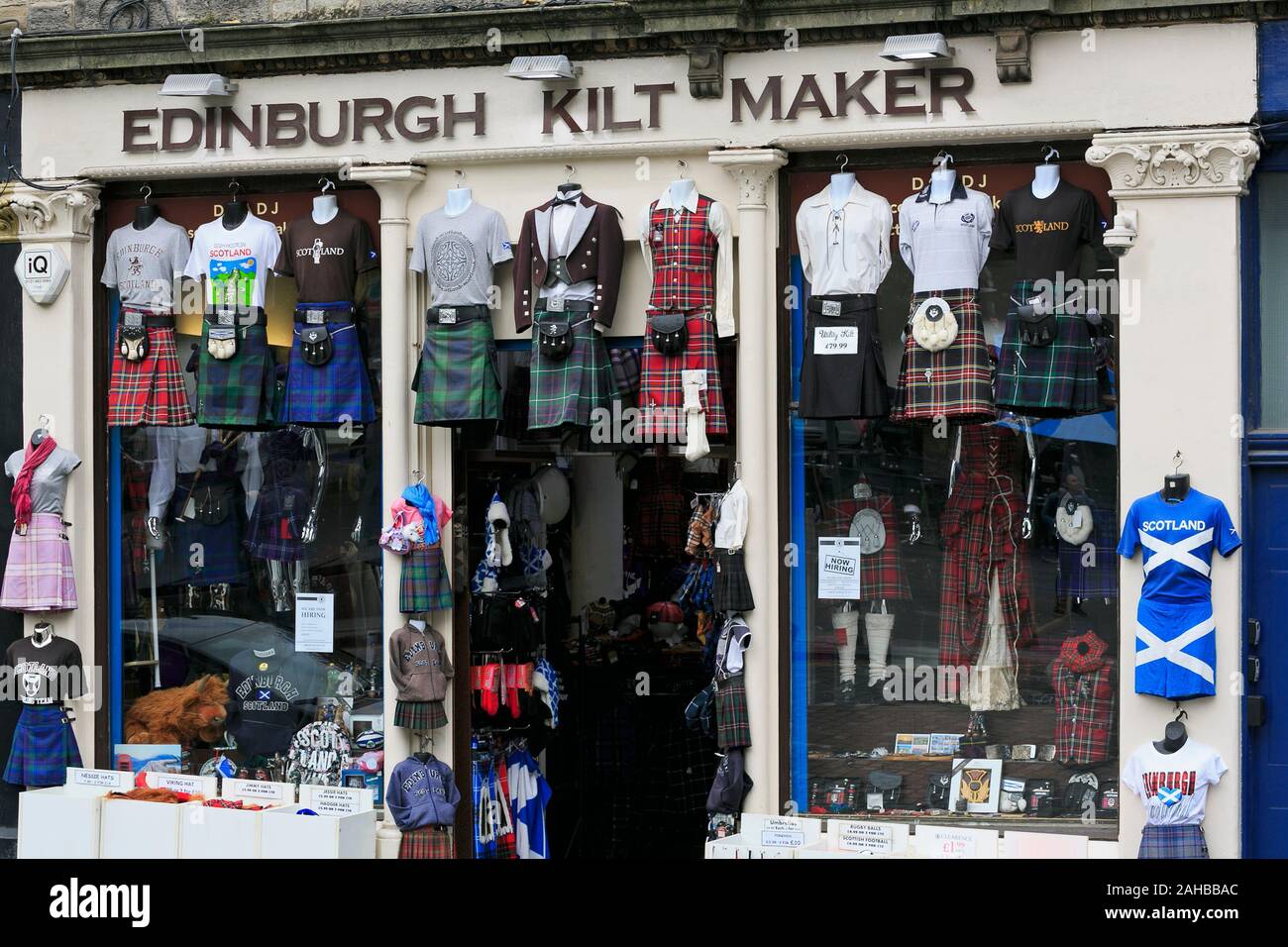 Kilt einkaufen -Fotos und -Bildmaterial in hoher Auflösung – Alamy