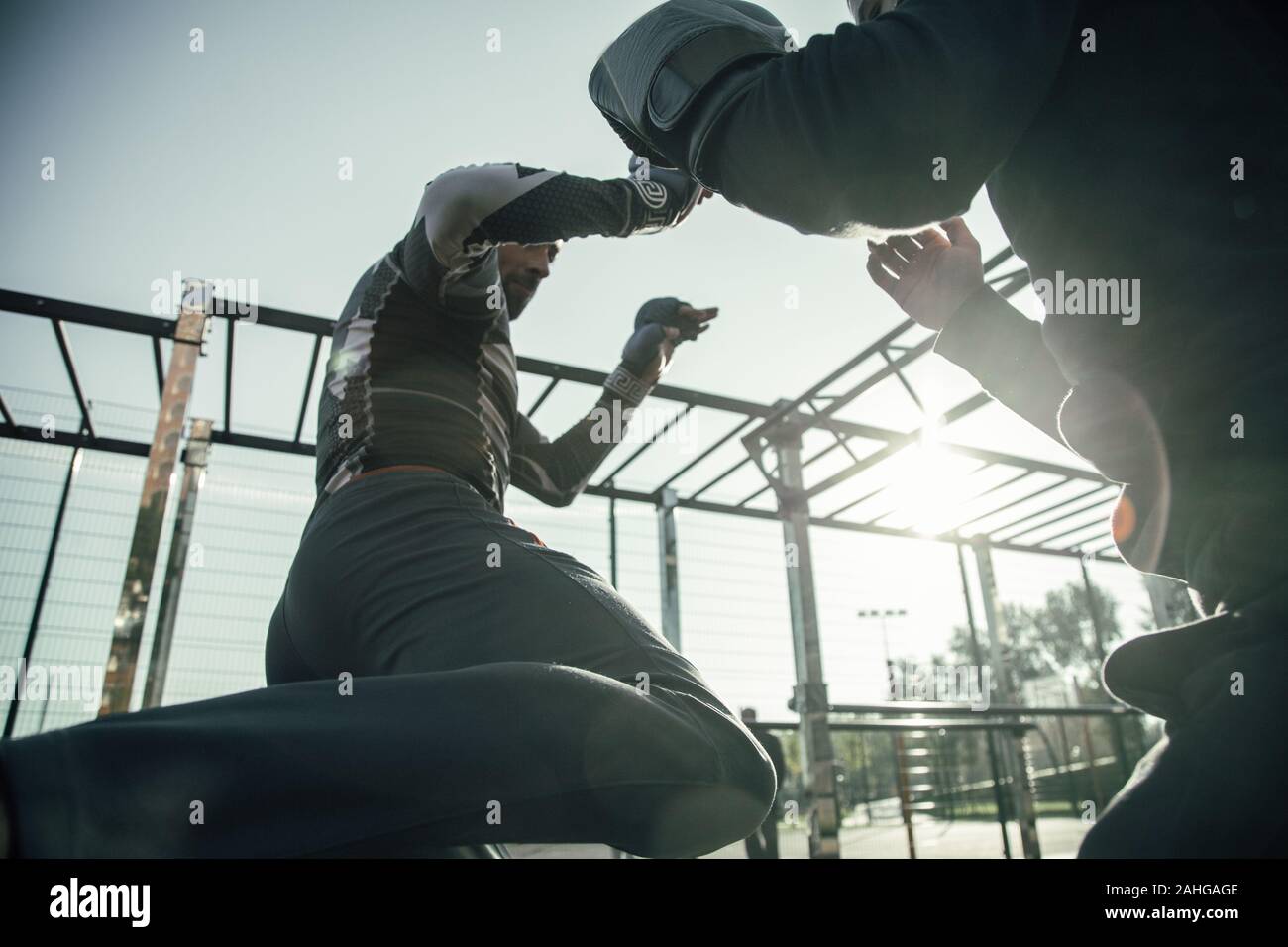 Punch up -Fotos und -Bildmaterial in hoher Auflösung – Alamy