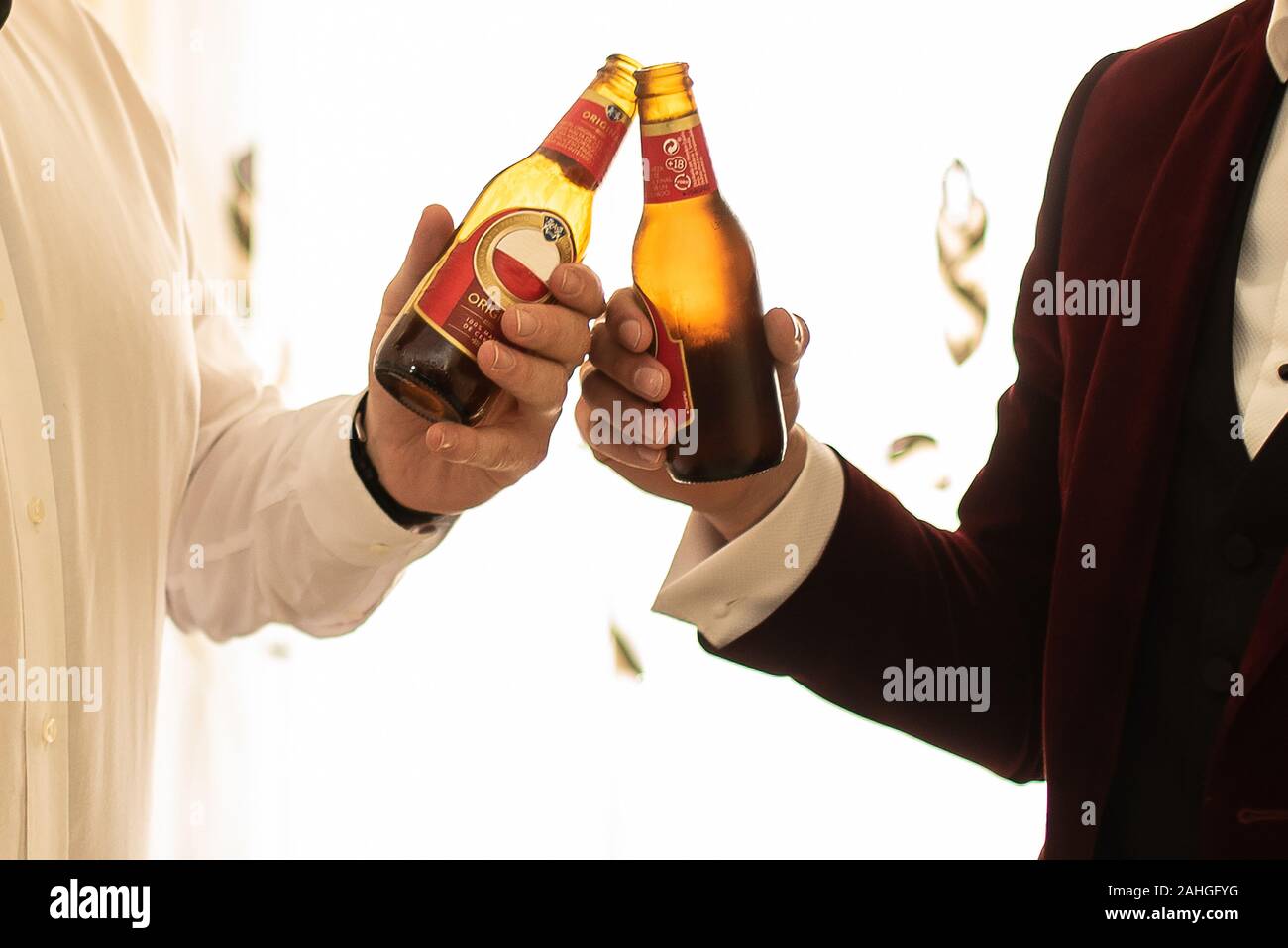 Prost beer -Fotos und -Bildmaterial in hoher Auflösung – Alamy