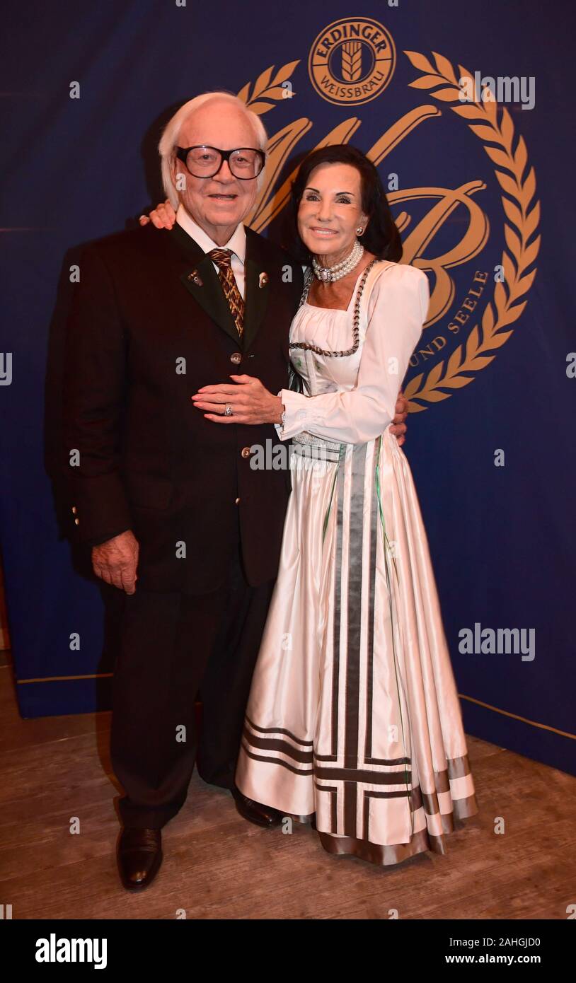 Erding, Deutschland. 29 Dez, 2019. Werner Brombach, Inhaber von ...