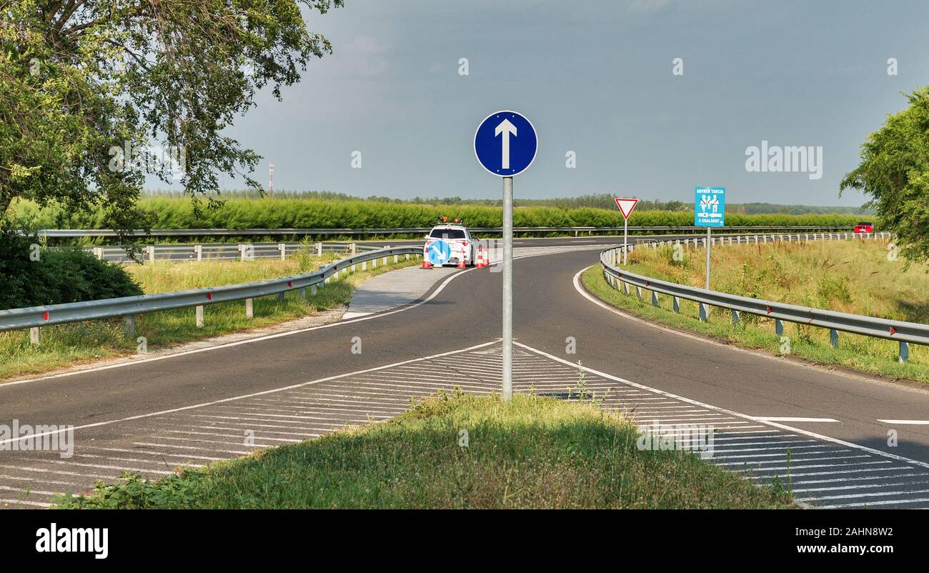 Road toll device -Fotos und -Bildmaterial in hoher Auflösung – Alamy