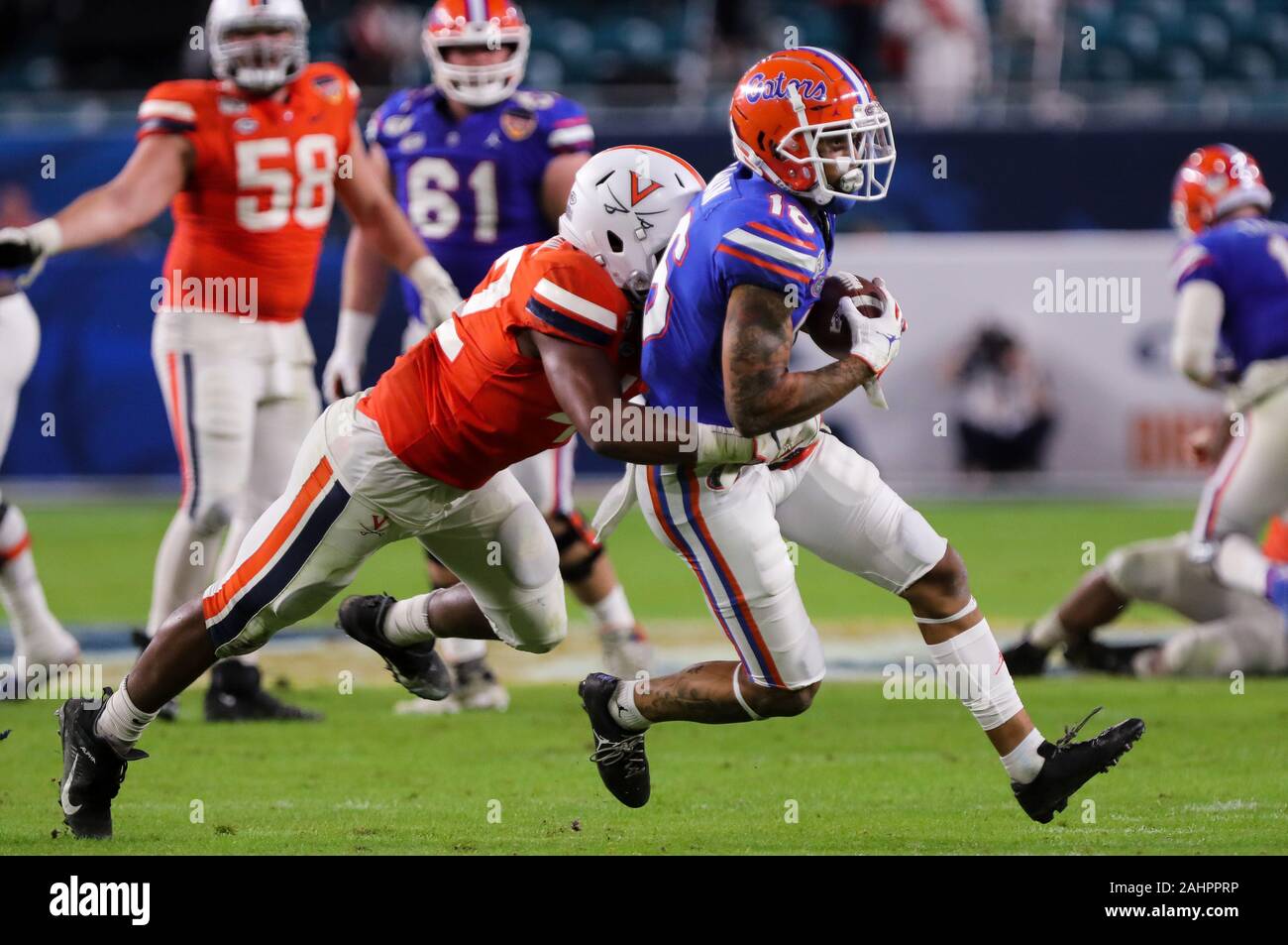 Miami Gardens, Florida, USA. 30 Dez, 2019. Florida Gators wide receiver ...