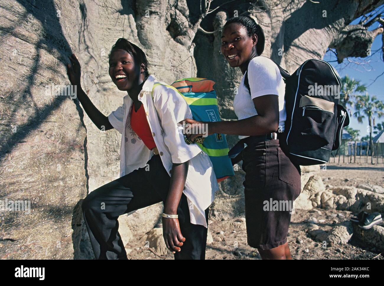 Ovambo women -Fotos und -Bildmaterial in hoher Auflösung – Alamy