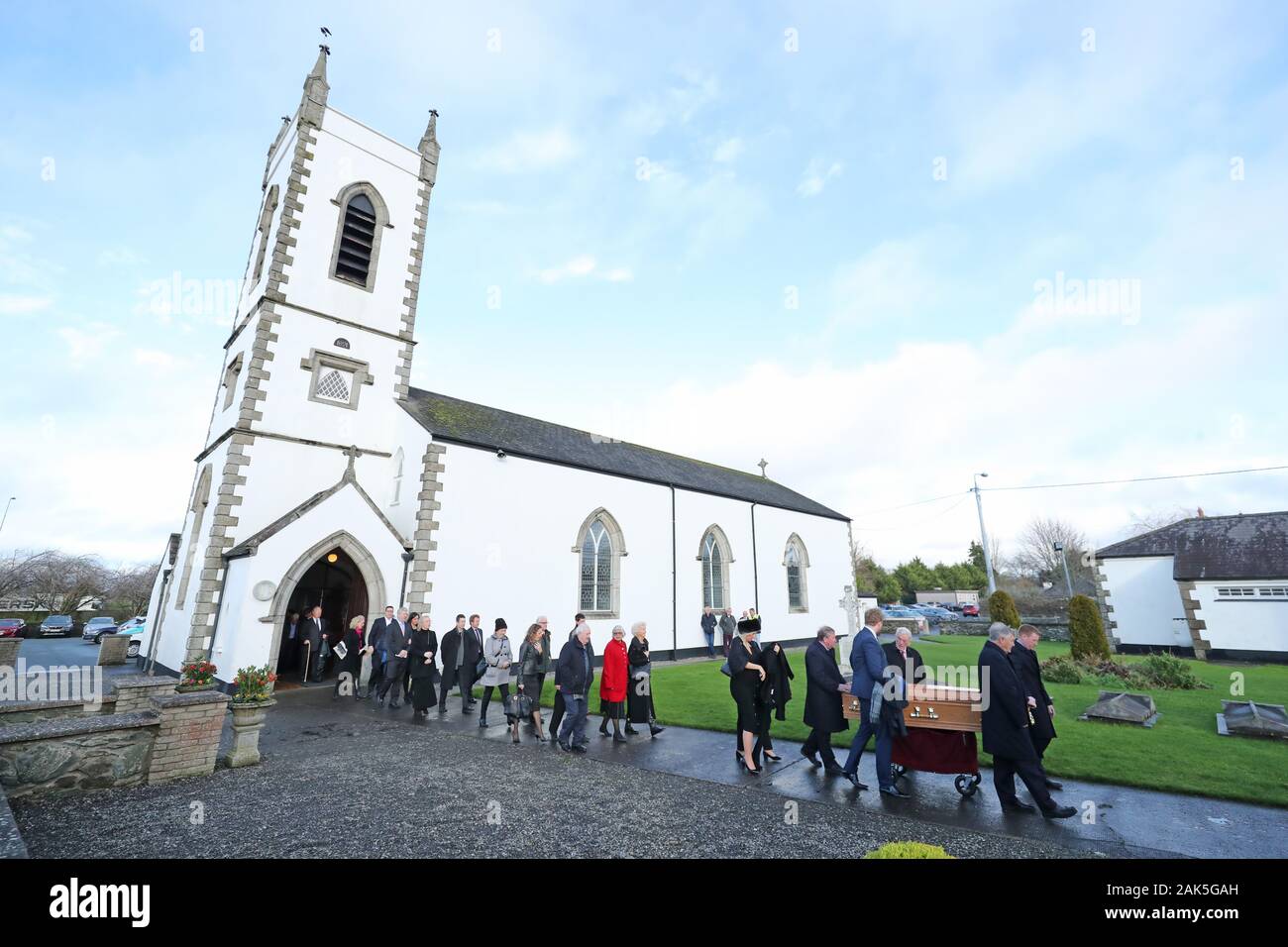 Die Beerdigung von RTE presenter Marian Finucane erfolgt bei St Brigid ...