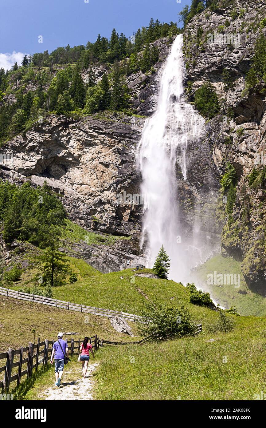 Fallbach Wasserfall: Fellbach-Klettersteig, Anstieg zur aussichtskanzel ...