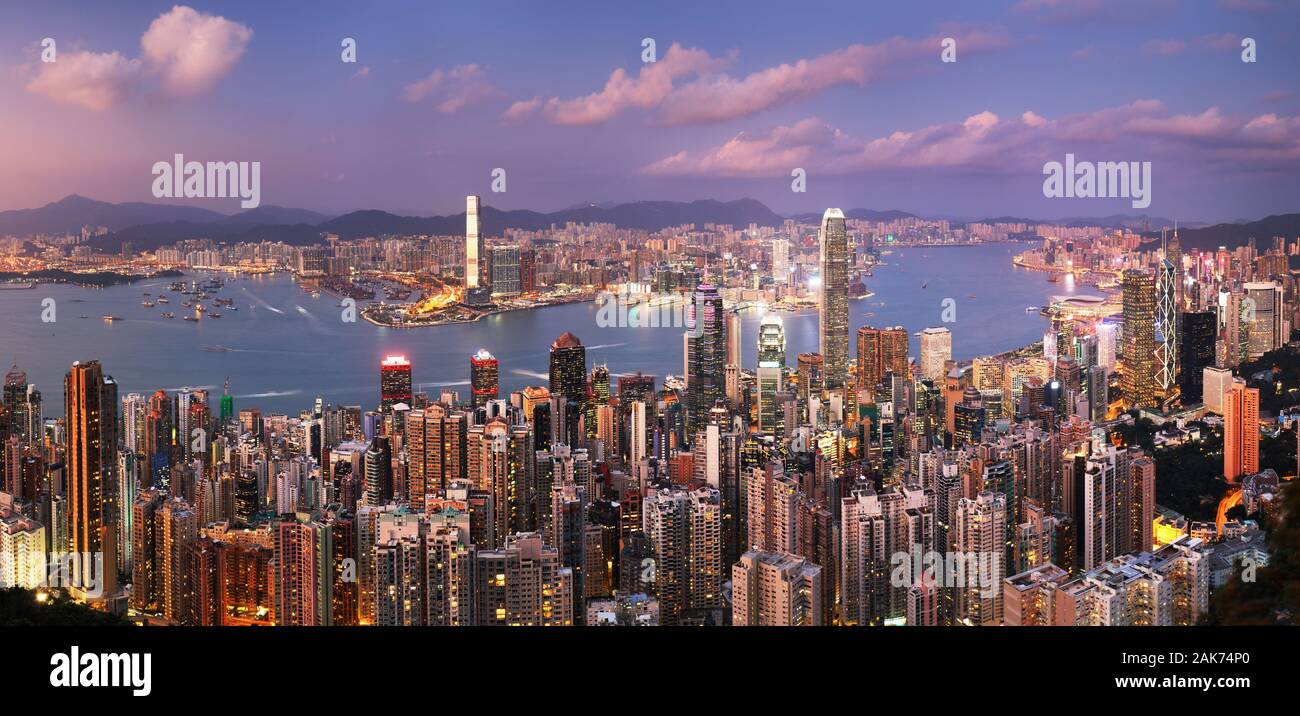 Hong kong abend -Fotos und -Bildmaterial in hoher Auflösung – Alamy