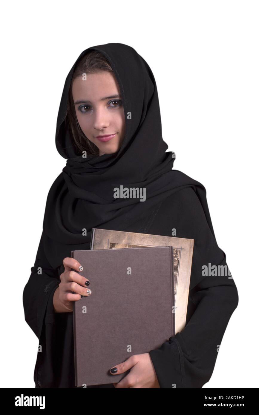 Veiled saudi women -Fotos und -Bildmaterial in hoher Auflösung – Alamy