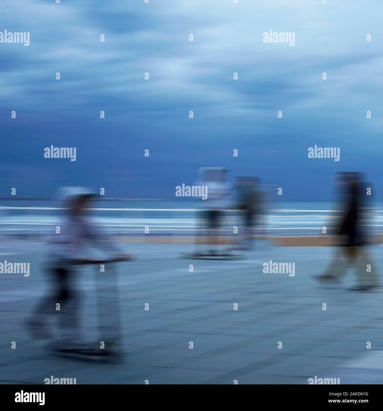 Bummeln gehen -Fotos und -Bildmaterial in hoher Auflösung – Alamy