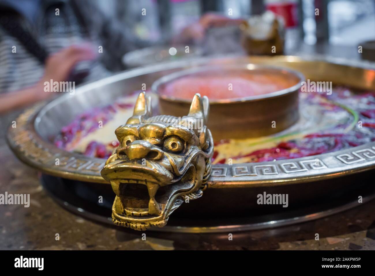 Traditioneller Chinesischer Topf Stockfotos und -bilder Kaufen - Alamy