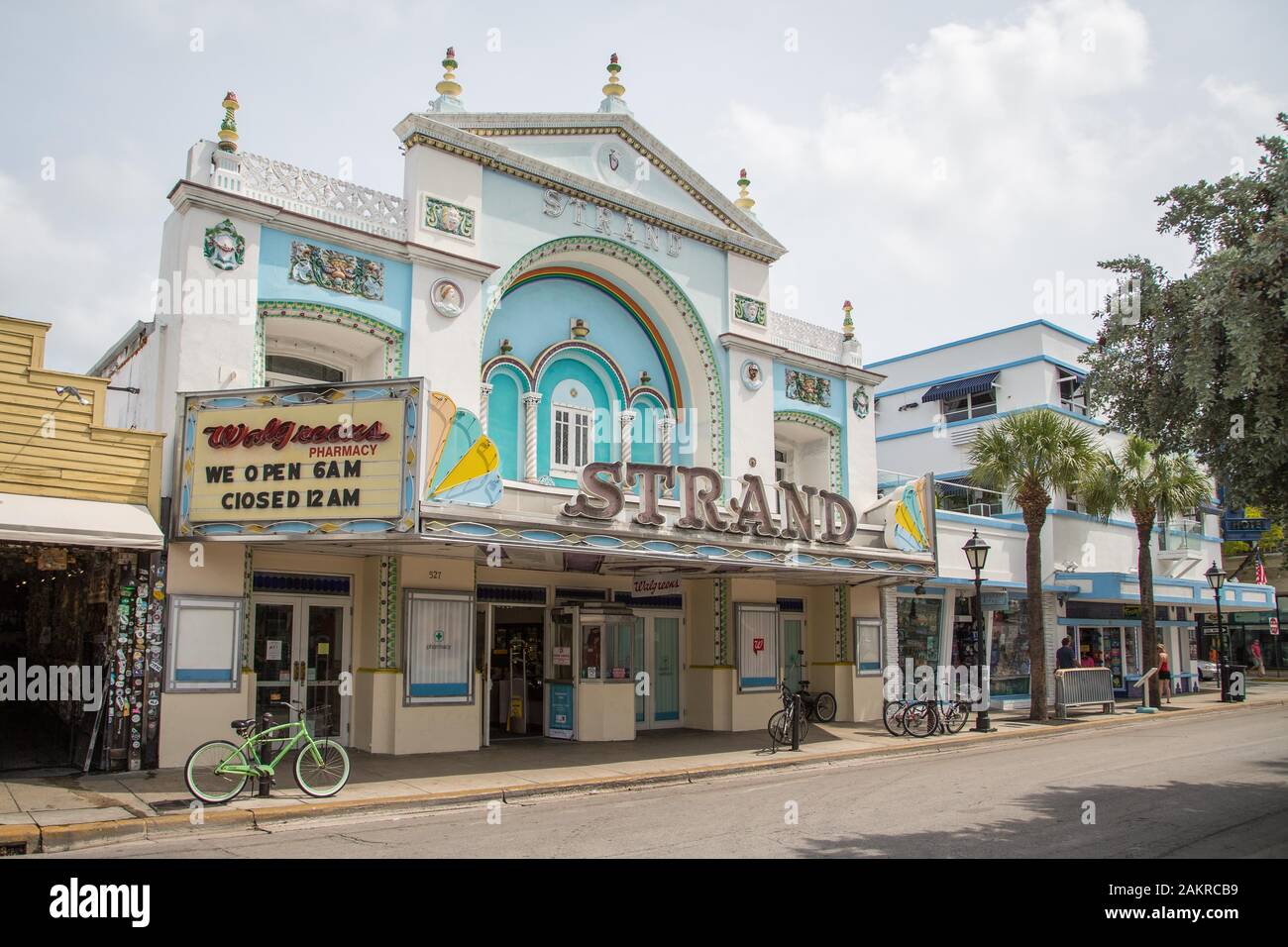 Strandtheater key west -Fotos und -Bildmaterial in hoher Auflösung – Alamy