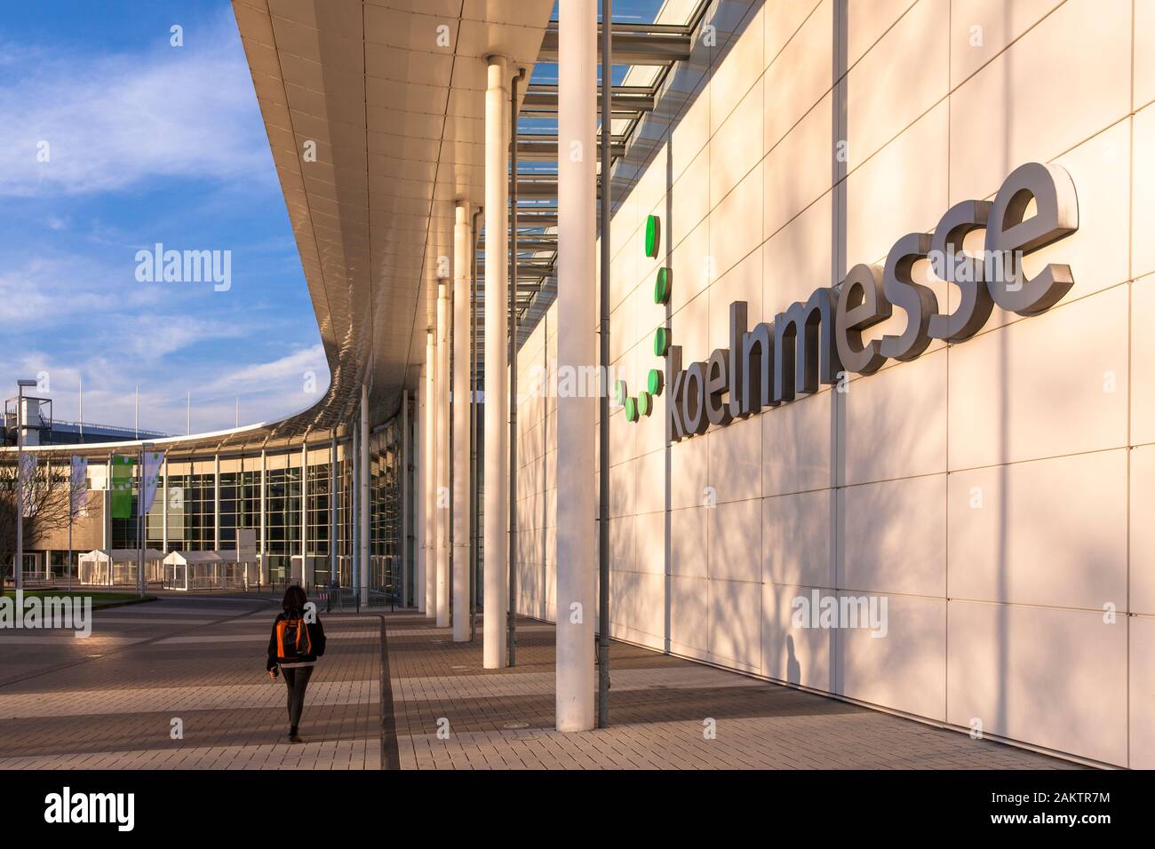 Koelnmesse eingang nord -Fotos und -Bildmaterial in hoher Auflösung – Alamy