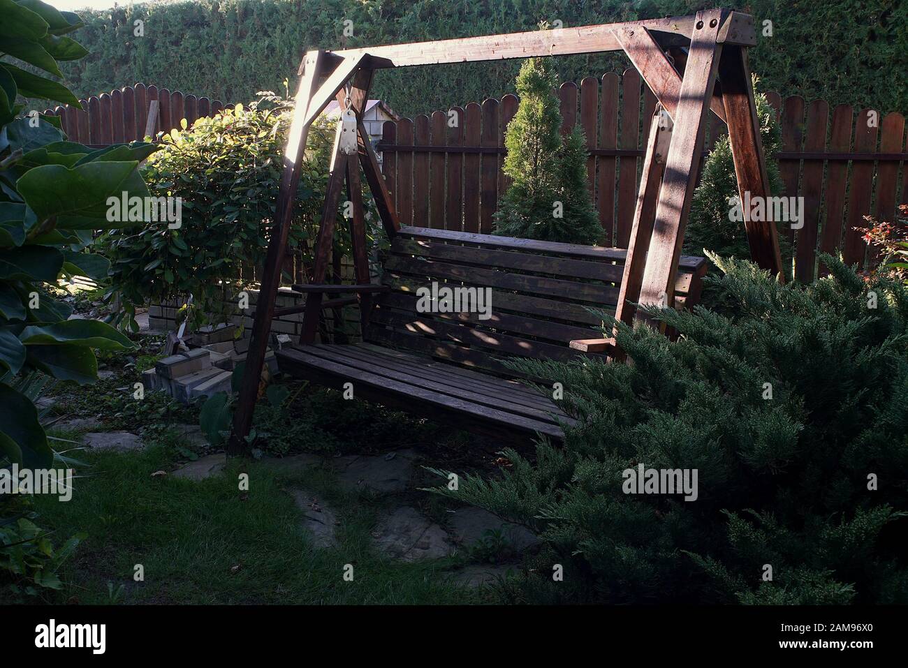 Eine alte baumschaukel -Fotos und -Bildmaterial in hoher Auflösung – Alamy