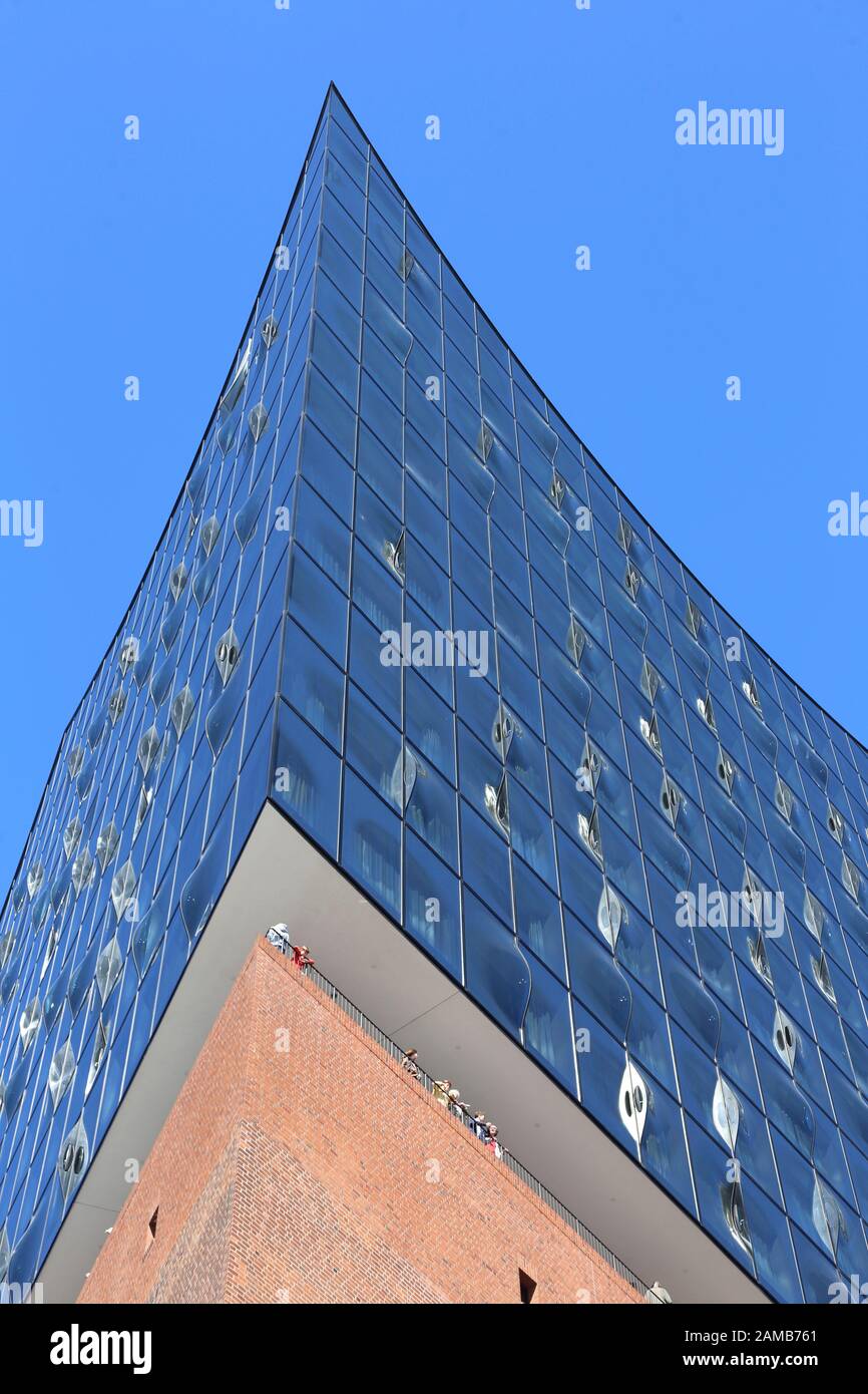 Platz der deutsche einheit -Fotos und -Bildmaterial in hoher Auflösung ...