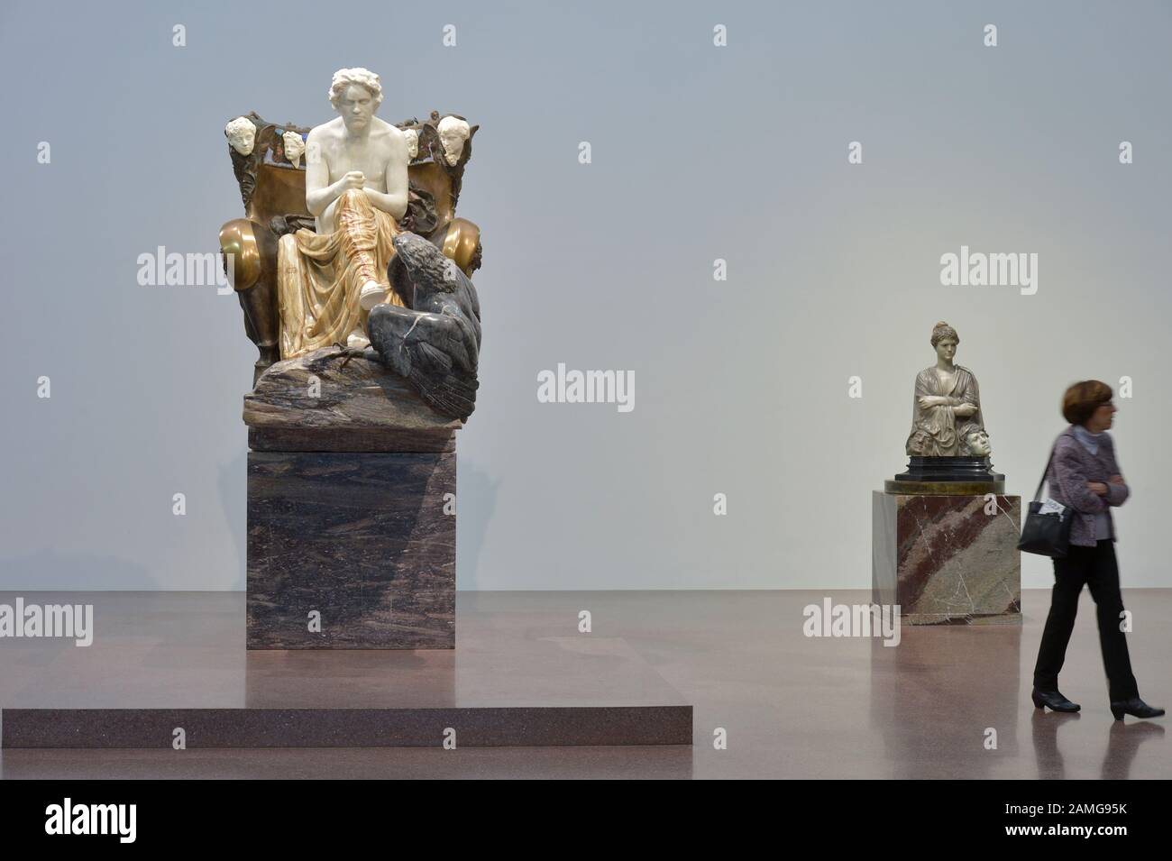 Beethoven skulptur von max klinger -Fotos und -Bildmaterial in hoher ...