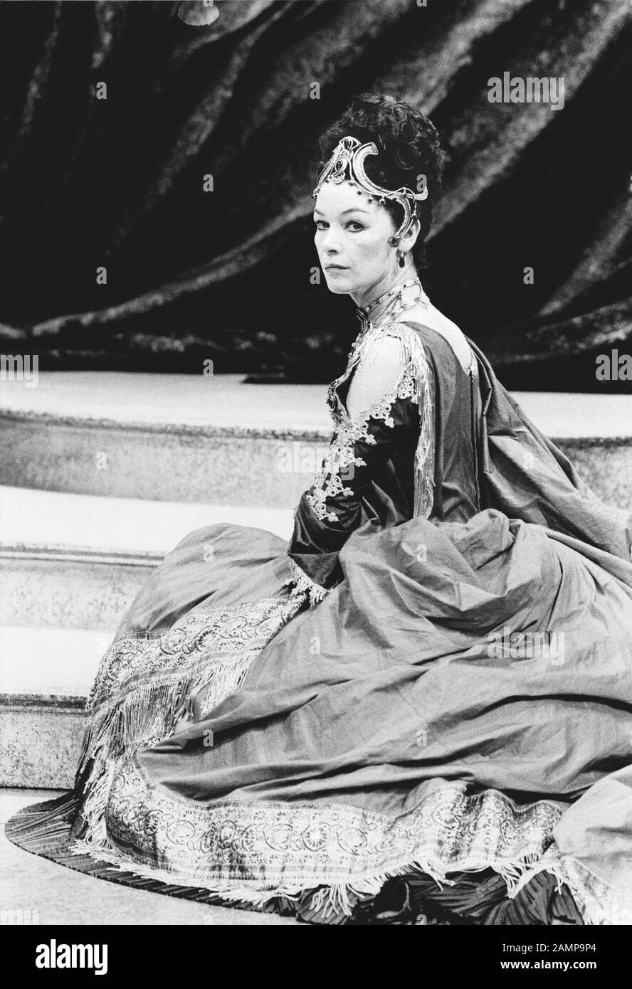 Phaedra racine -Fotos und -Bildmaterial in hoher Auflösung – Alamy