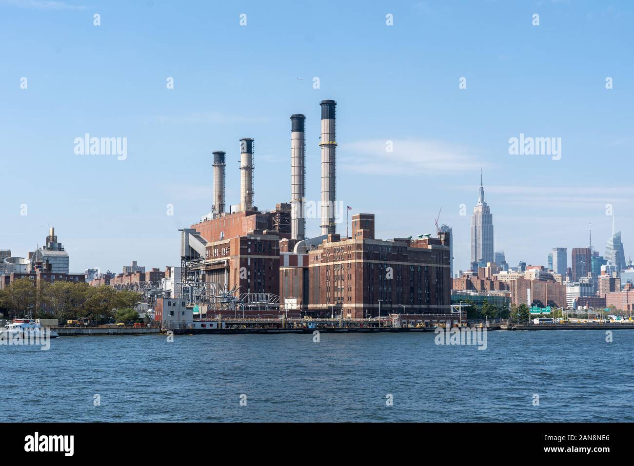 Kraftwerk new york edison -Fotos und -Bildmaterial in hoher Auflösung ...