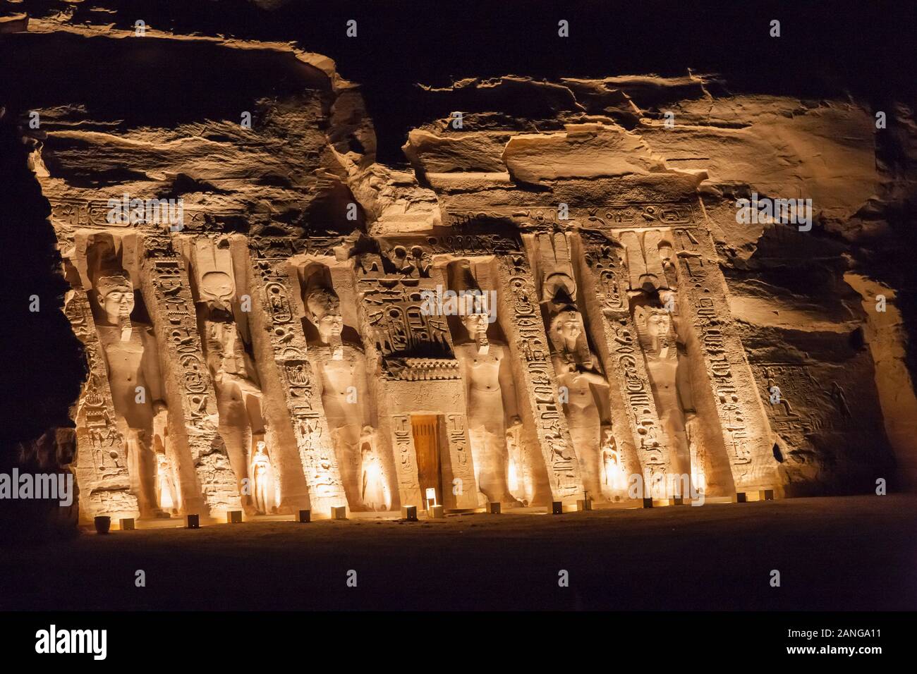 Ton und Licht zeigen die Tempel von Nefertari, Tempel von Nefertari ...