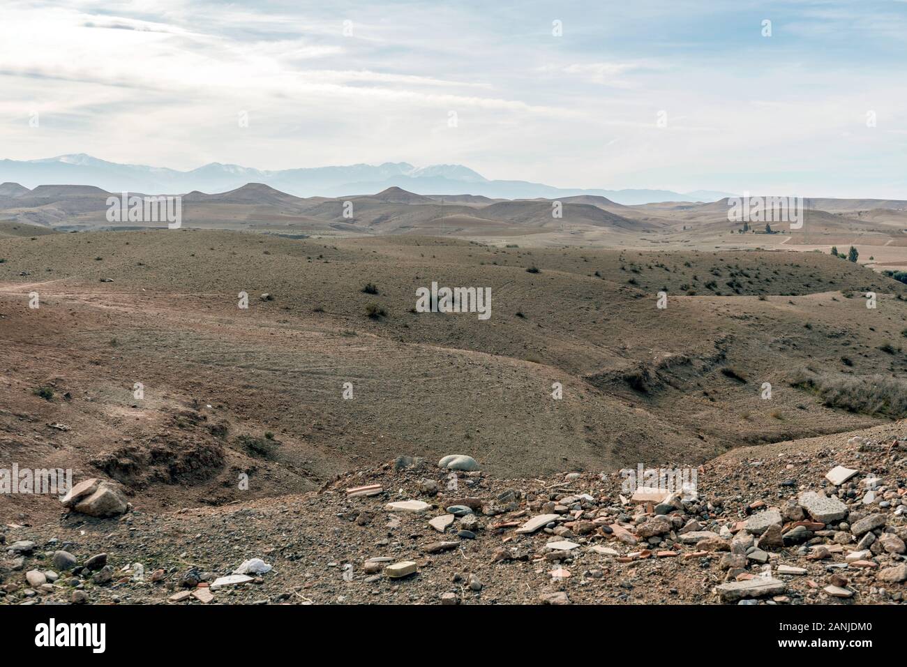Trockene landschaft von marokko -Fotos und -Bildmaterial in hoher ...