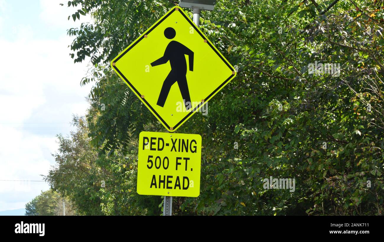 Ped xing zeichen -Fotos und -Bildmaterial in hoher Auflösung – Alamy