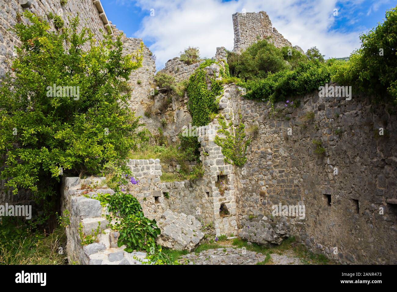 Stari Bar (alte Bar), Montenegro, der andere Blick auf die antike Stadt ...