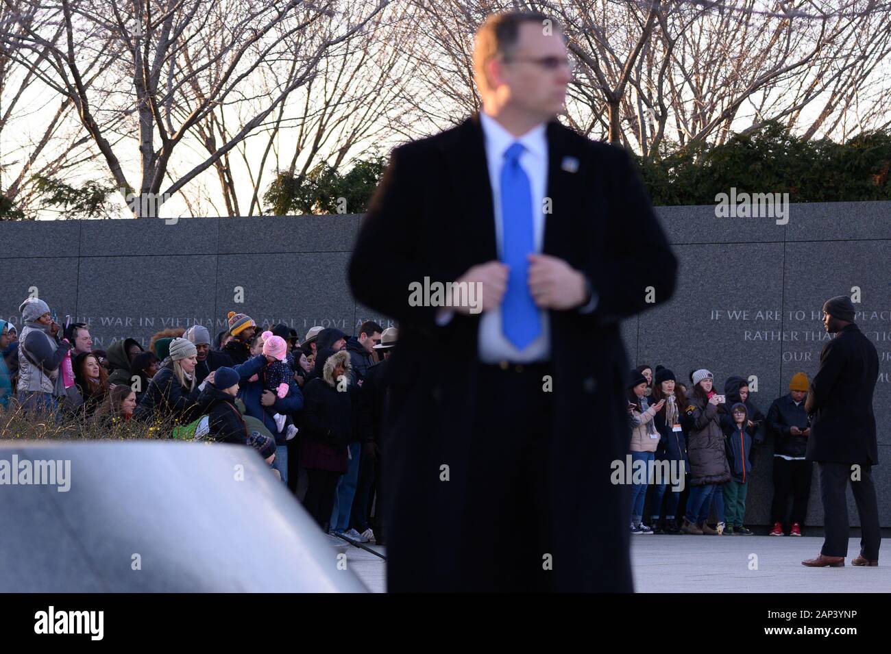 Besucher zusehen, wie United States President Donald J. Trumpf und uns ...