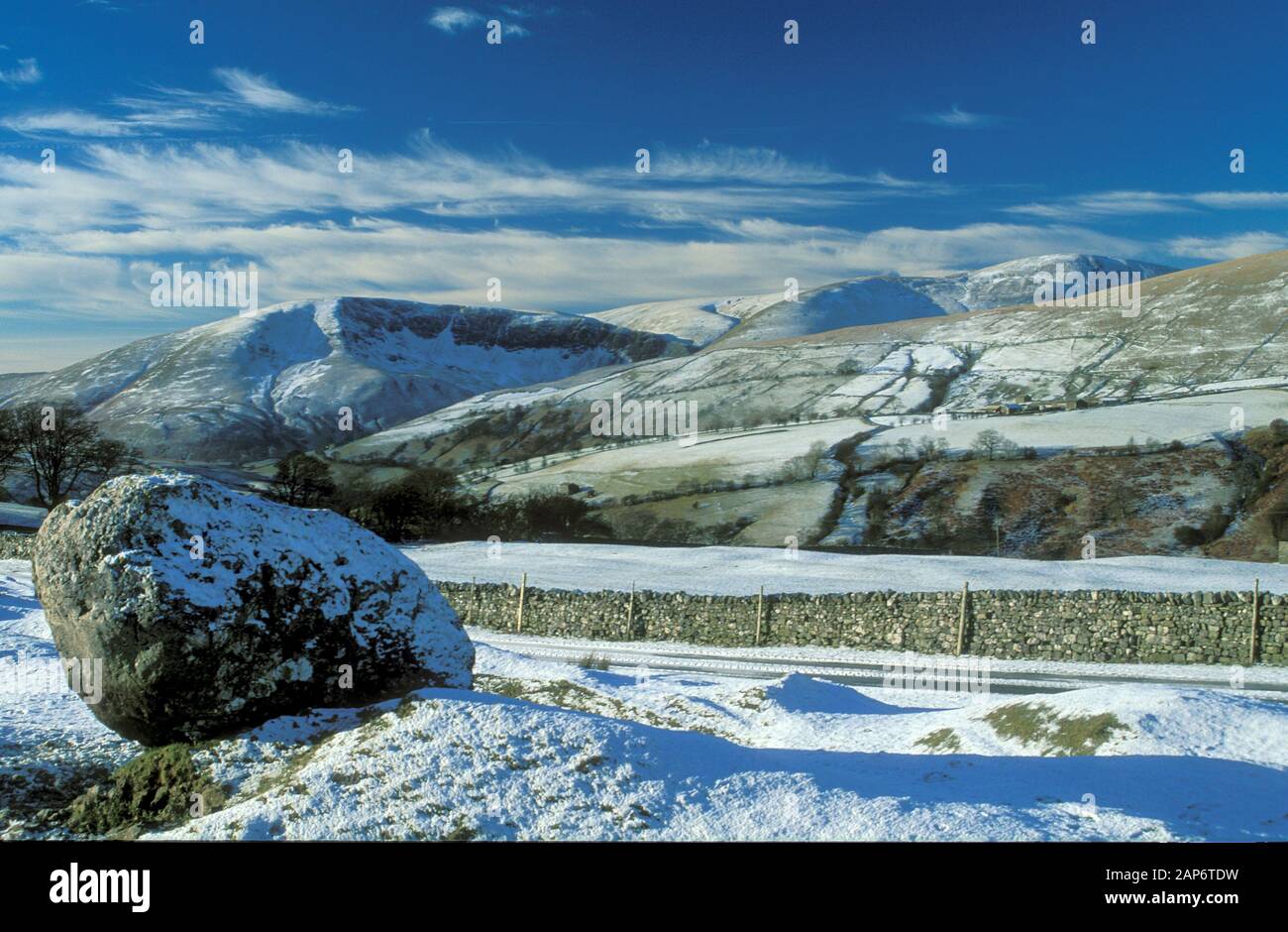 Wadenfelsen fiel -Fotos und -Bildmaterial in hoher Auflösung – Alamy