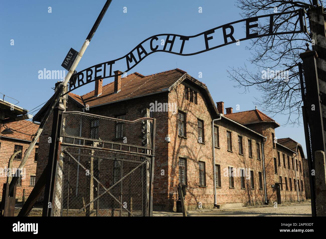 Auschwitz Tor Stockfotos und -bilder Kaufen - Alamy