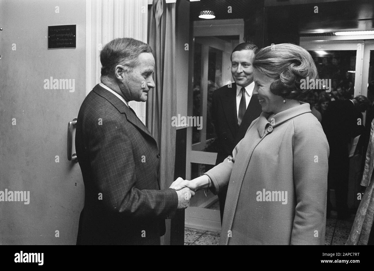 A. Roland Holst ehrte in Bergen (NH) anlässlich seines achtzigsten ...