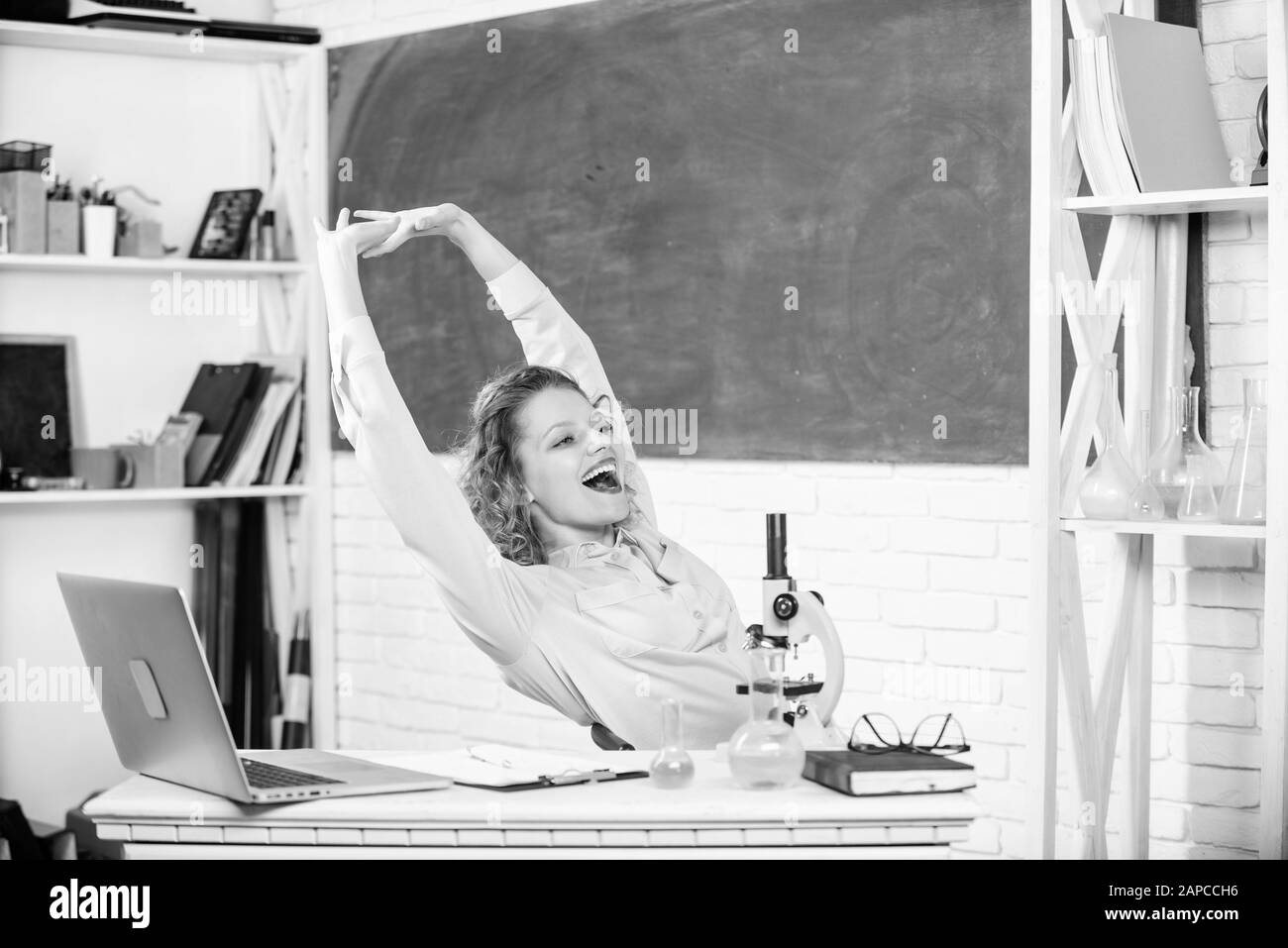 Schule Pädagoge Besetzung. Psychische Gesundheit und Entspannung Methoden. Stretching nach einem ...