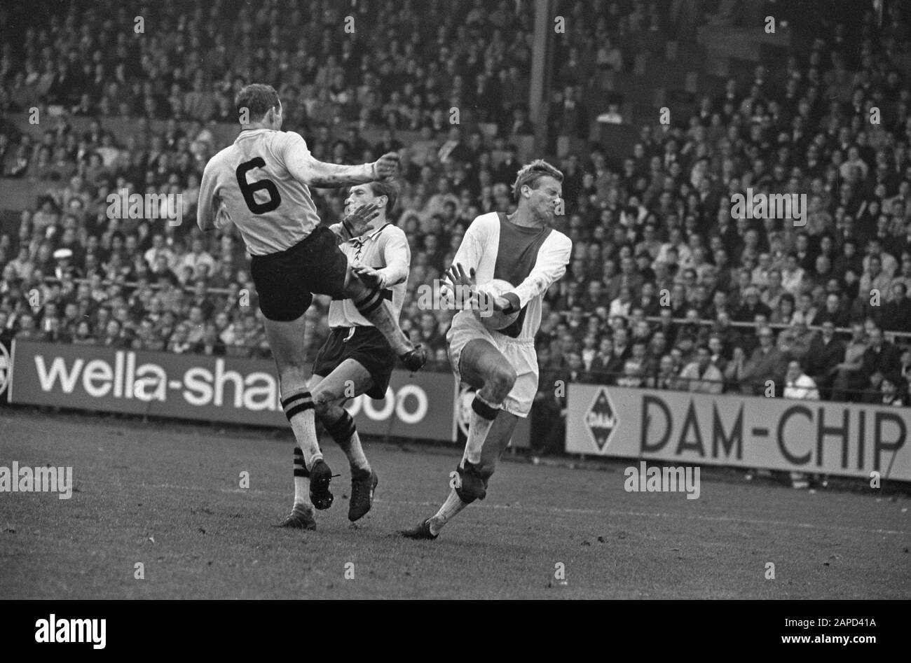 Ajax spieler klaas nuninga -Fotos und -Bildmaterial in hoher Auflösung ...