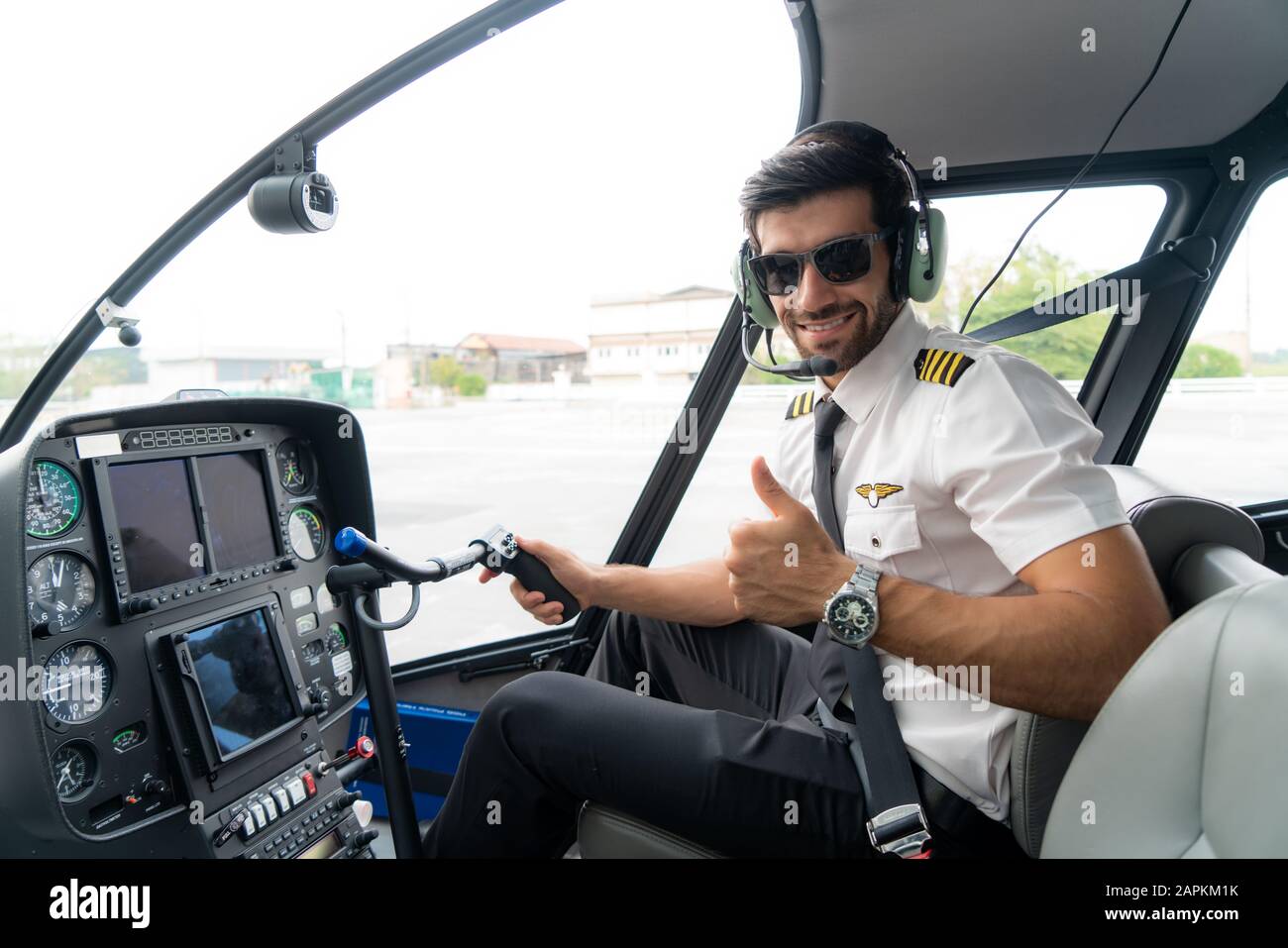 Young pilot sitting in cockpit -Fotos und -Bildmaterial in hoher ...