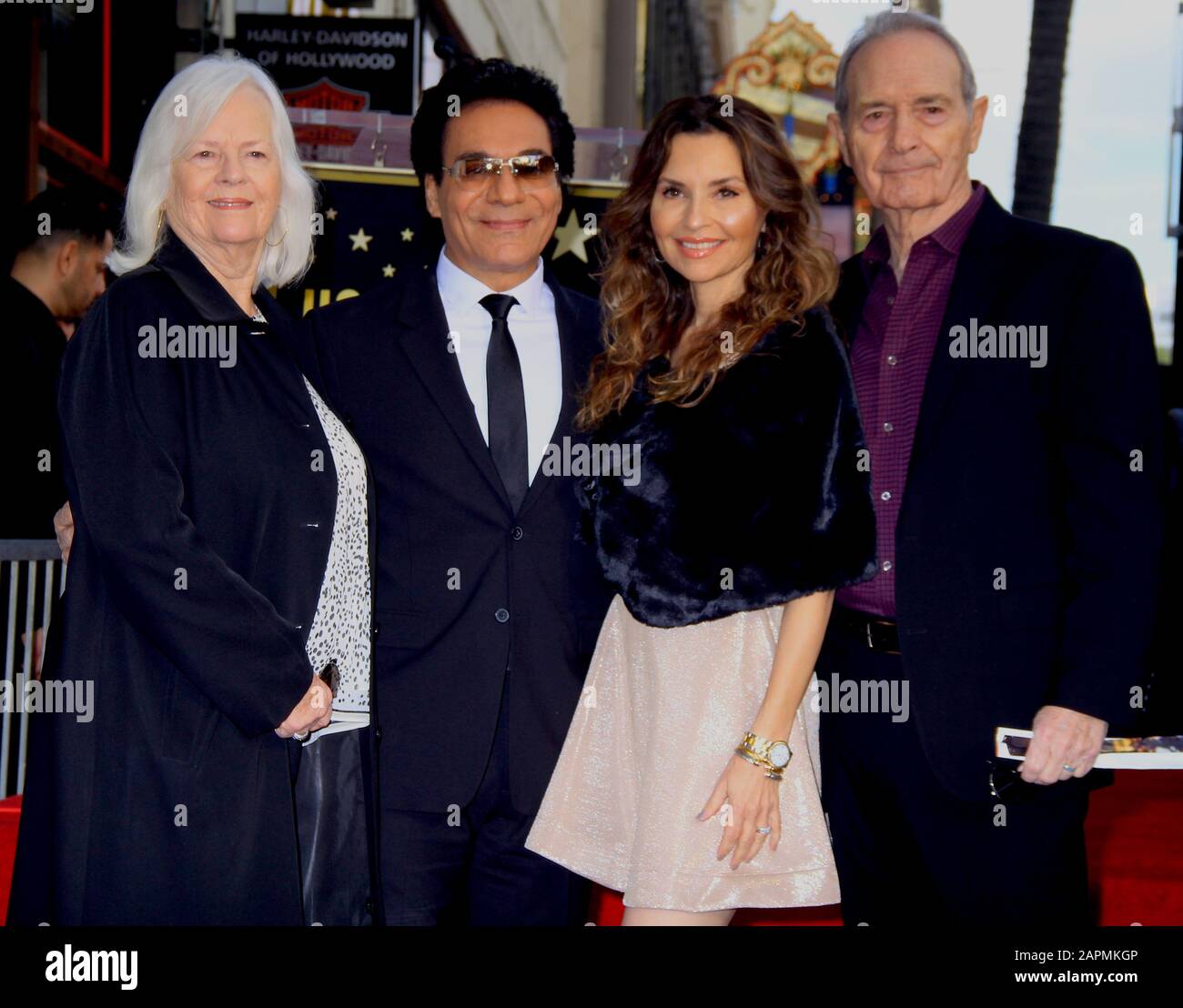 Andy madadian und shani rigsbee -Fotos und -Bildmaterial in hoher ...