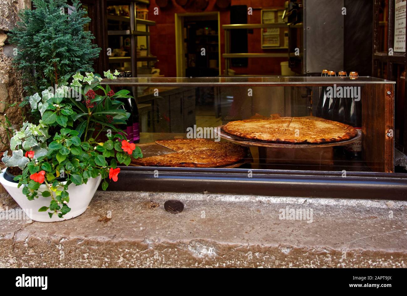 Galette de perouges -Fotos und -Bildmaterial in hoher Auflösung – Alamy