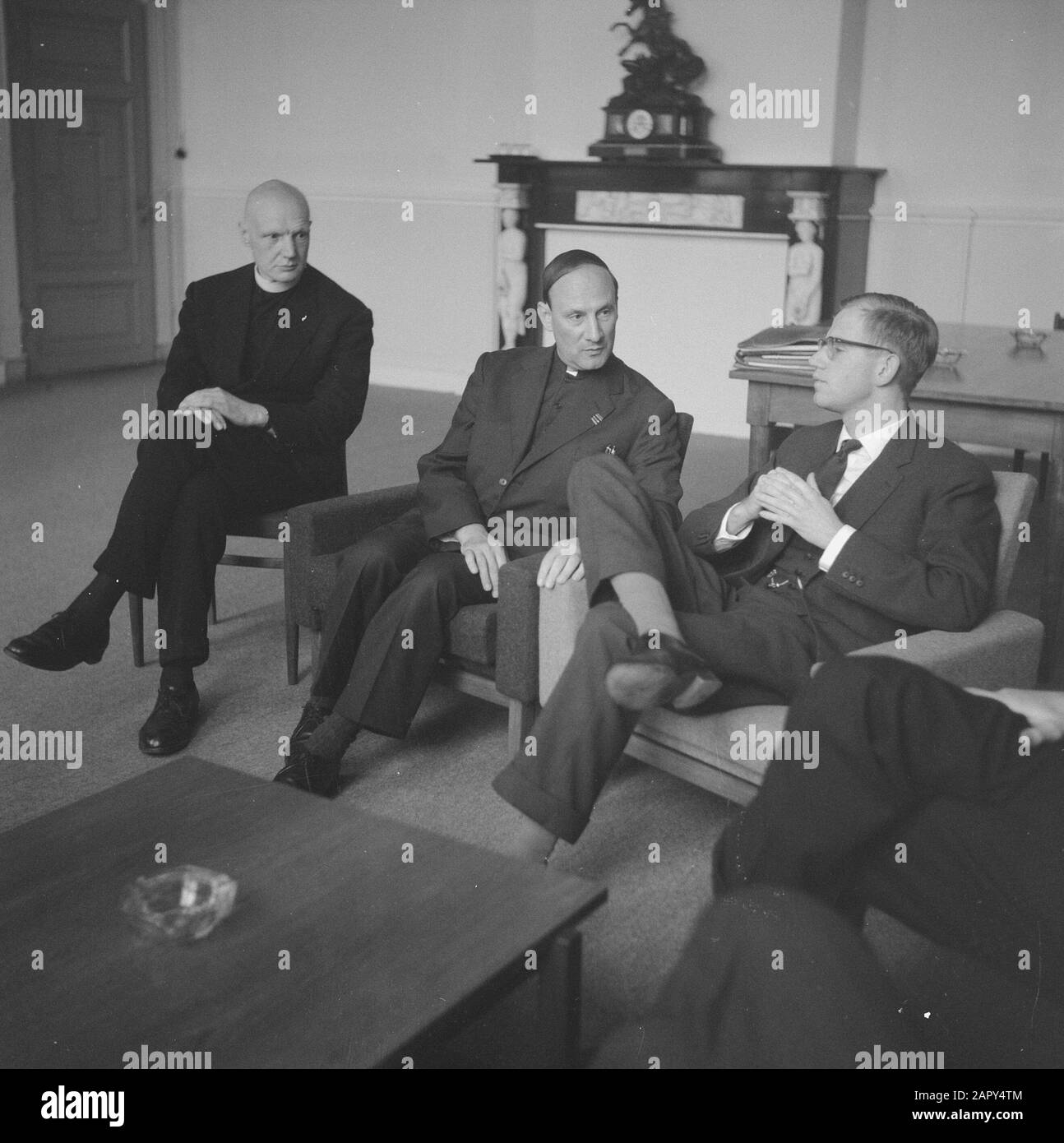 Vater pire sprach -Fotos und -Bildmaterial in hoher Auflösung – Alamy