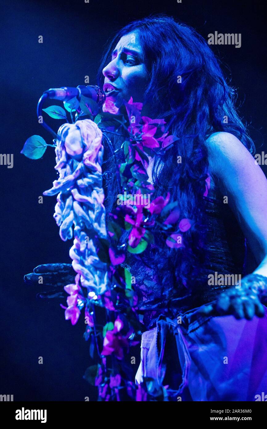 Mailand Italien. Januar 2020. Der holland-pop-Singer-Songwriter NAAZ ...