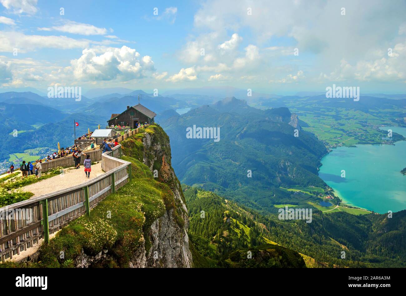 Berg schafberg im salzkammergut -Fotos und -Bildmaterial in hoher ...