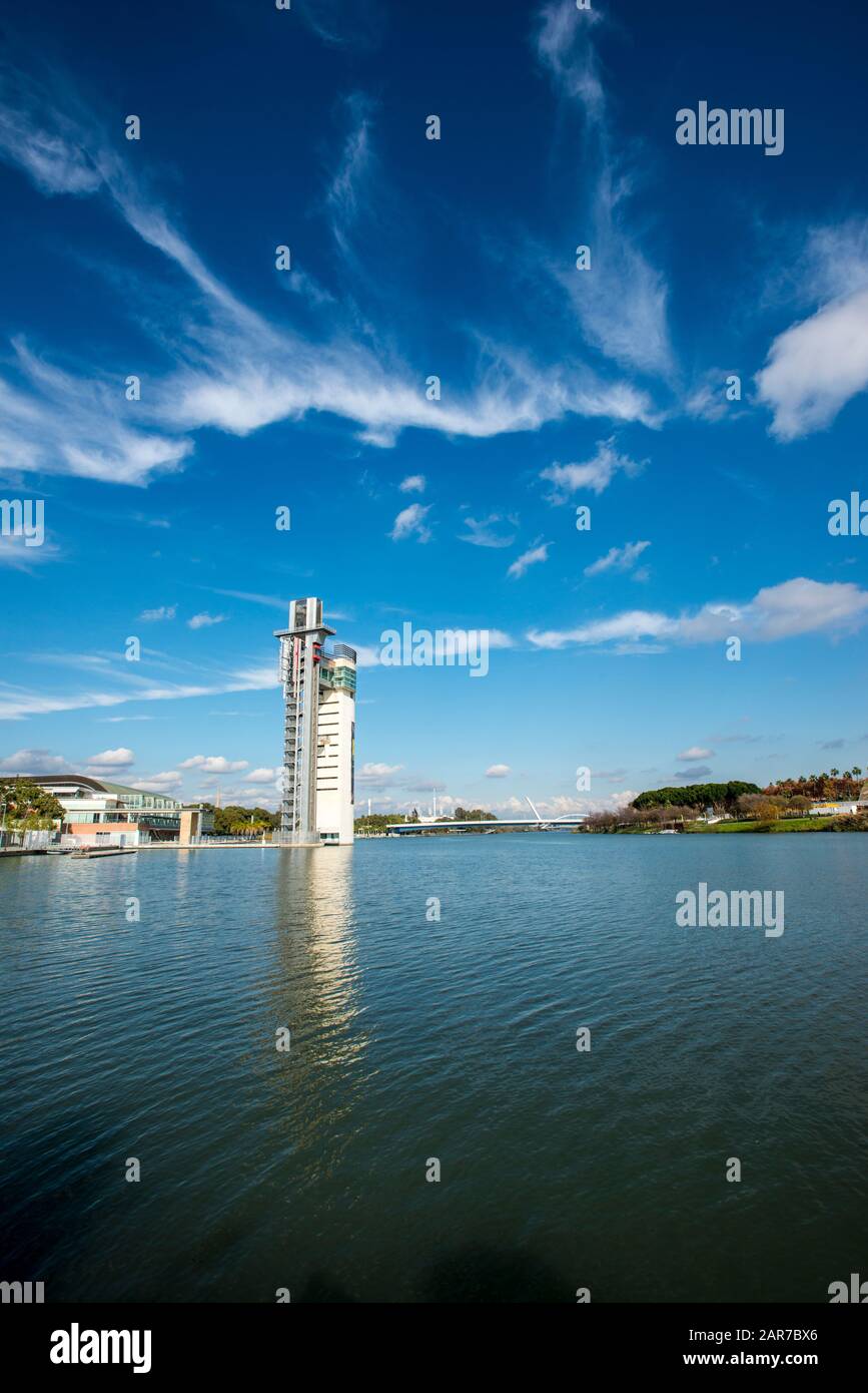 Schindler turm -Fotos und -Bildmaterial in hoher Auflösung – Alamy