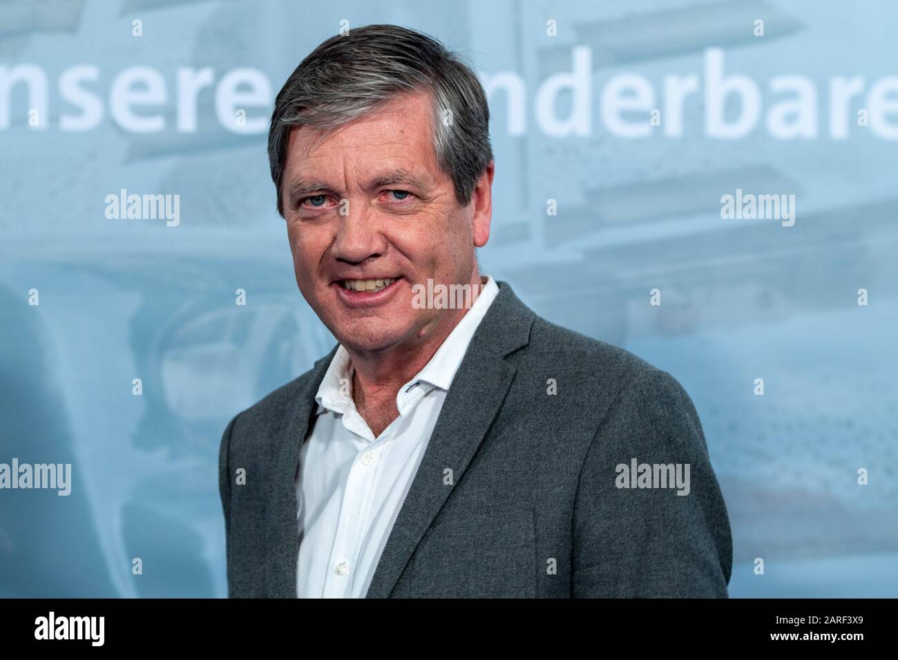 Peter PRANGE (Autor des Romans), Halblanges Porträt, Fotocall des ...