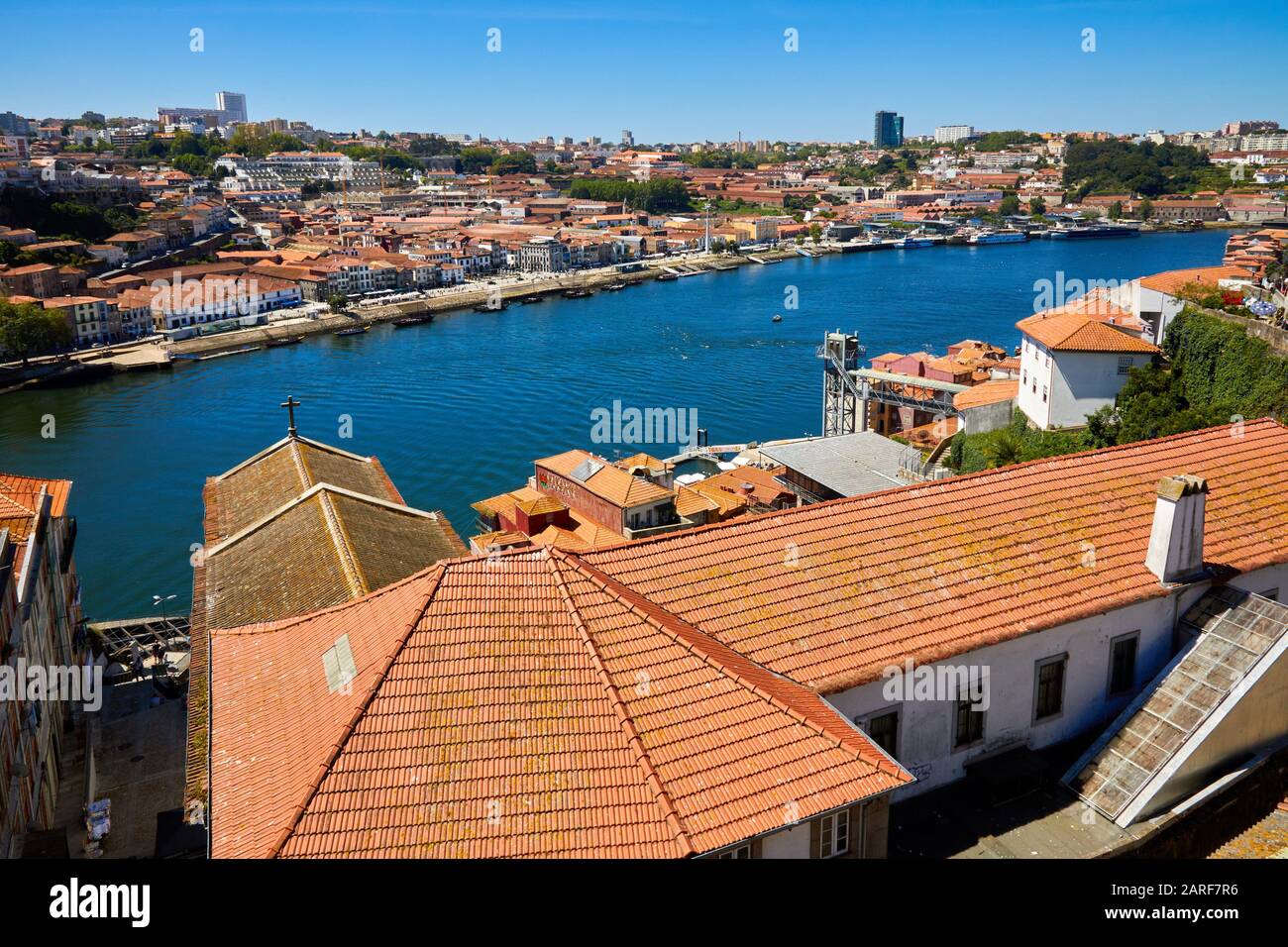 Douro fluss porto -Fotos und -Bildmaterial in hoher Auflösung – Alamy