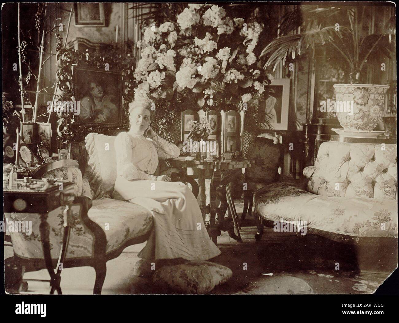 Prinzessin zenaida yusupova -Fotos und -Bildmaterial in hoher Auflösung ...