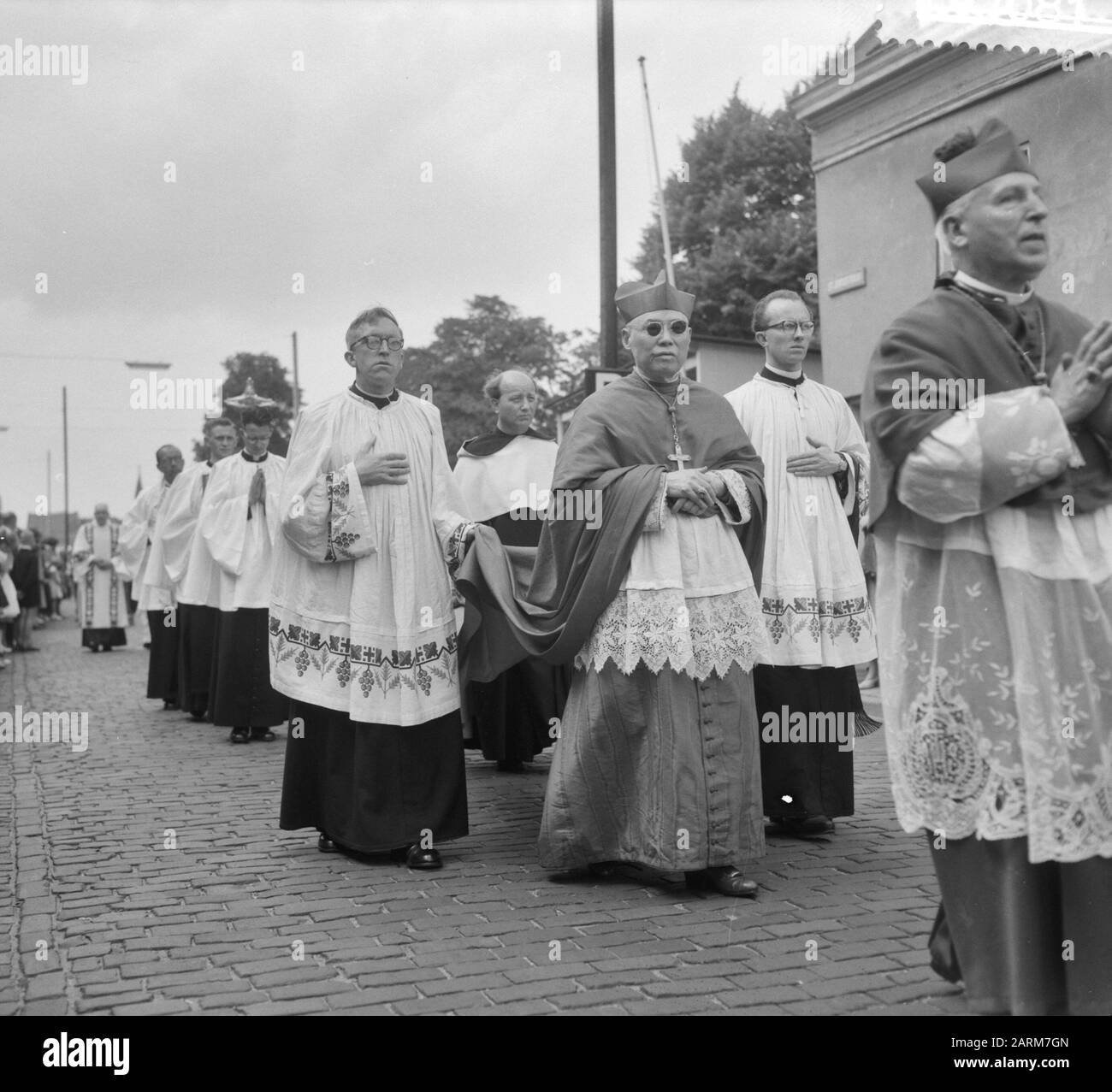 Erzbischof von peking -Fotos und -Bildmaterial in hoher Auflösung – Alamy