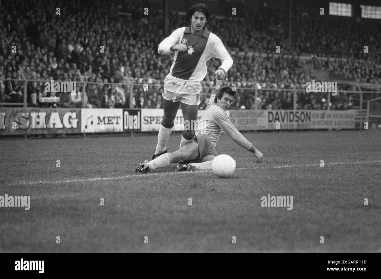 Simon ling -Fotos und -Bildmaterial in hoher Auflösung – Alamy